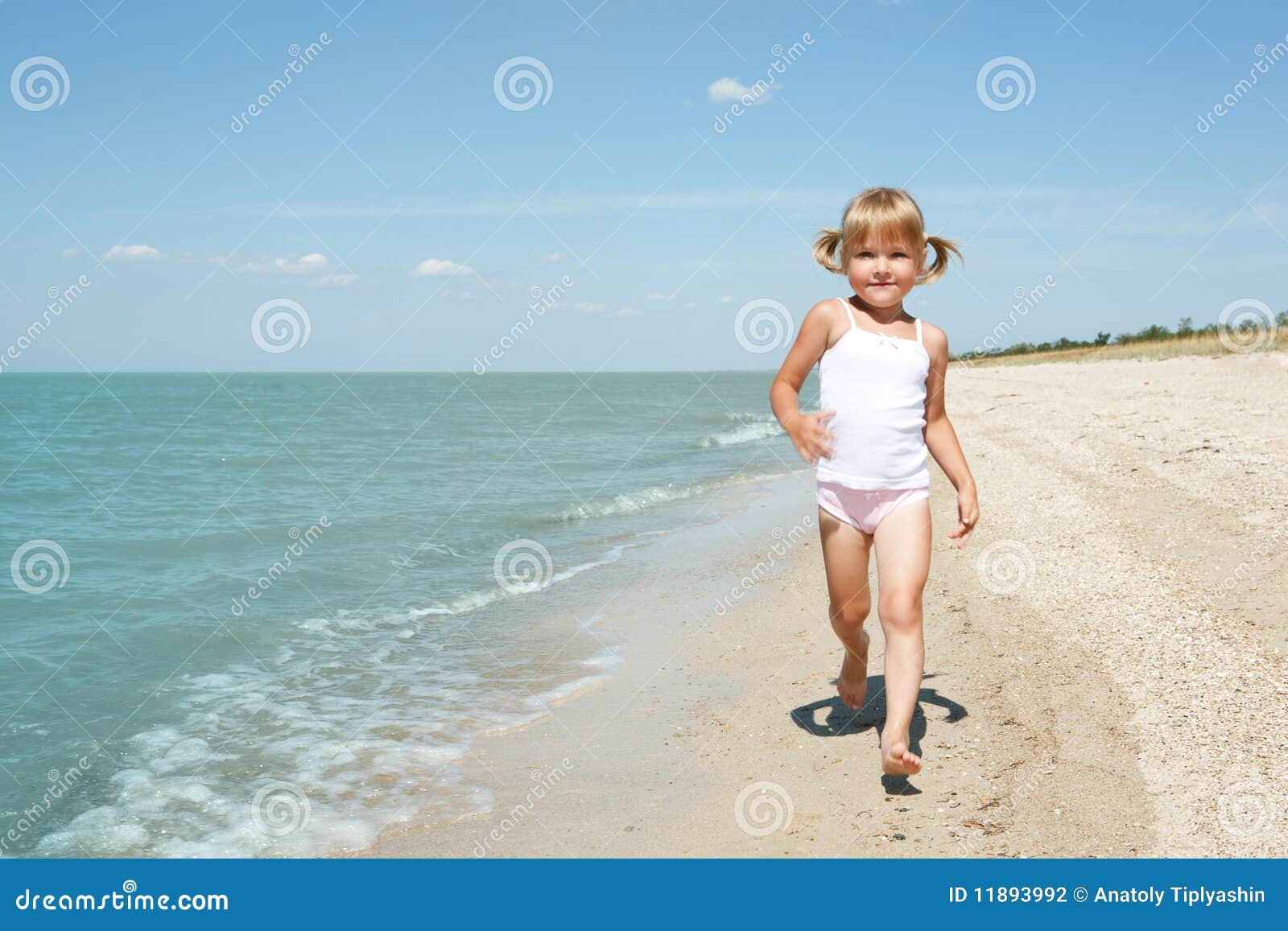 Beauty child at sea stock photo. Image of ocean, emotional - 11893992