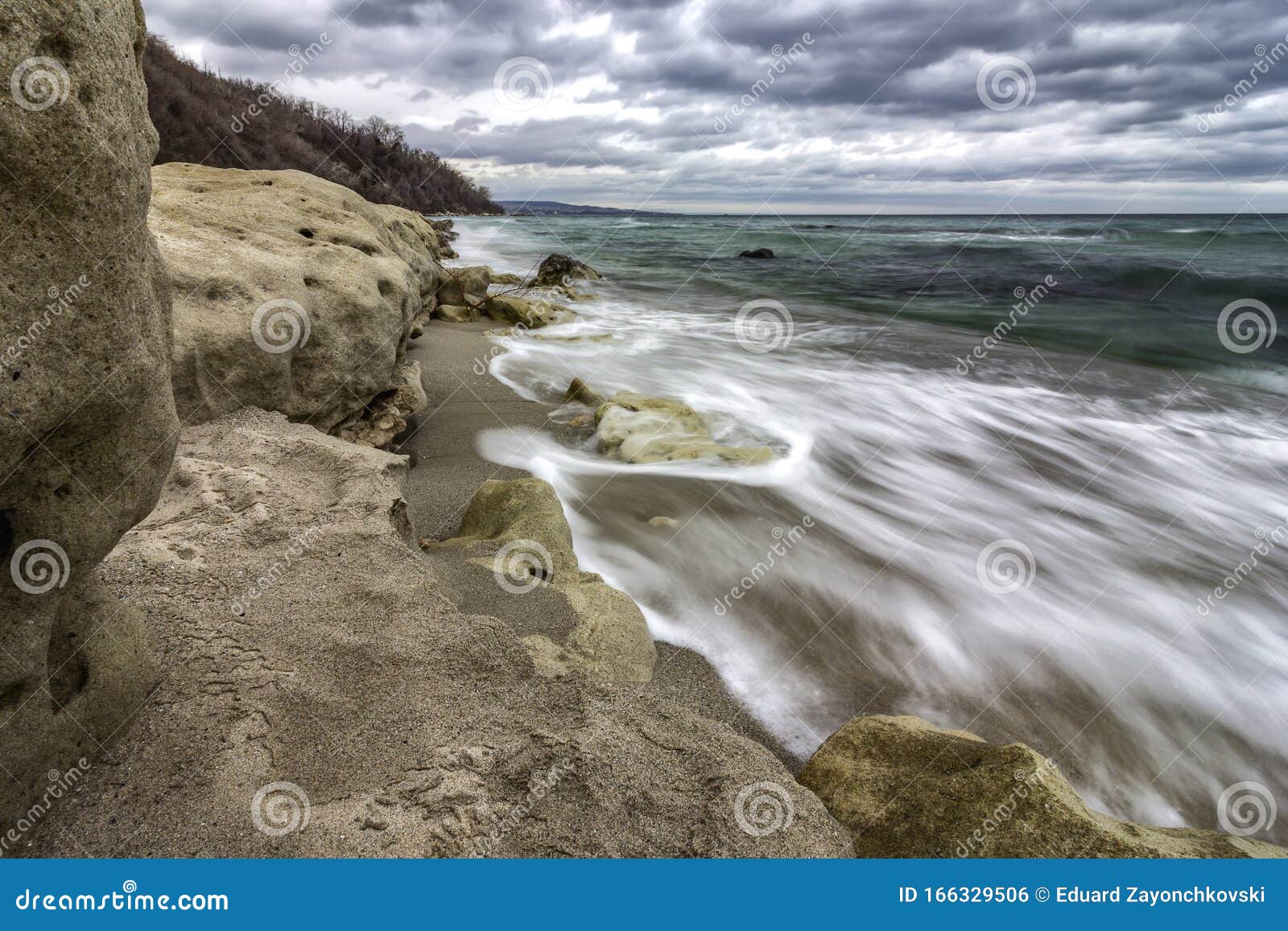 Long Exposure Seascape with Slow Shutter and Waves Flowing Out Stock ...