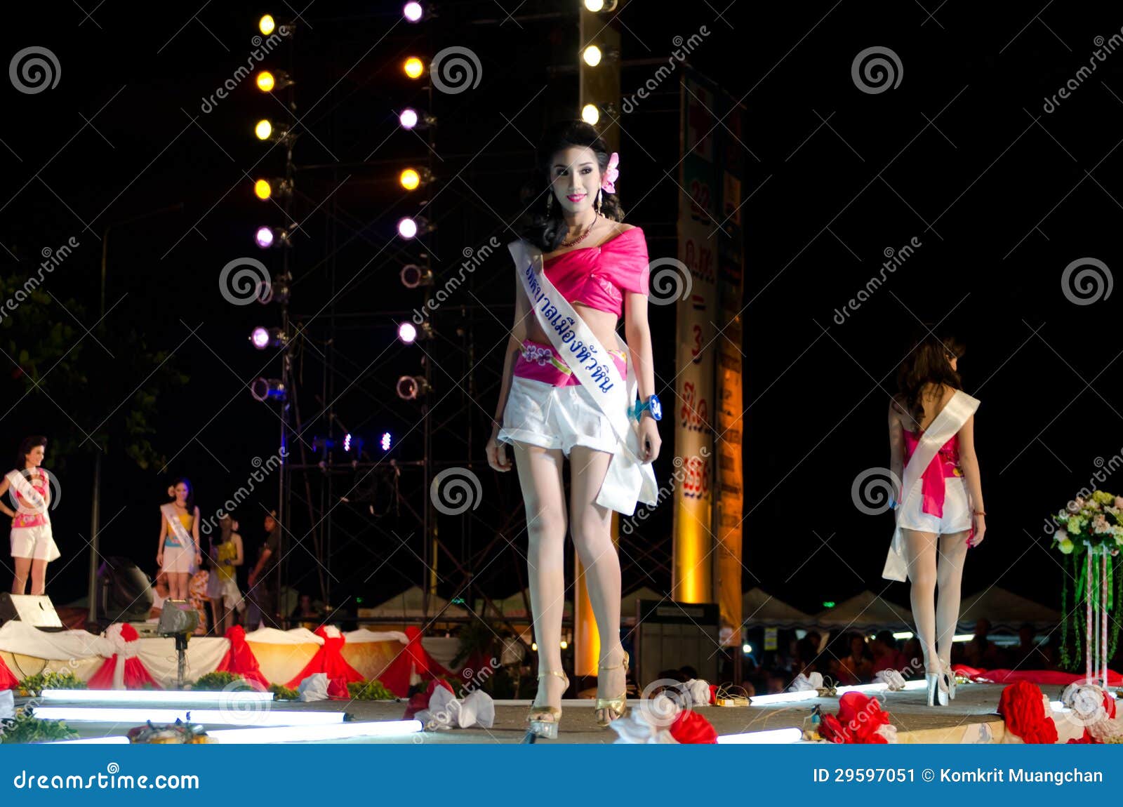 Beauty contest editorial photo. Image of elegant, crown - 29597051