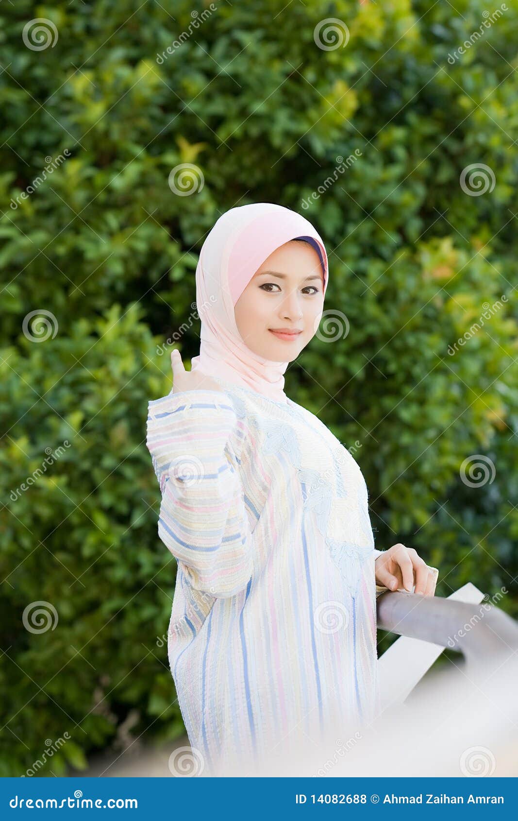 Beauty of the muslim girl stock photo. Image of cover - 14082688