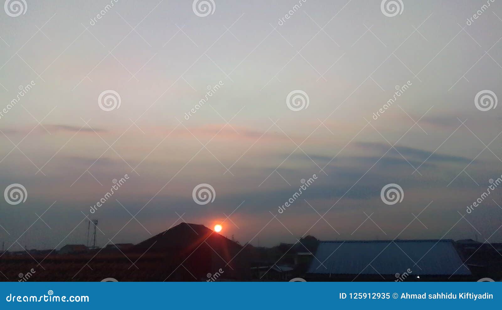 Beauty natural sky stock image. Image of home, beauty - 125912935