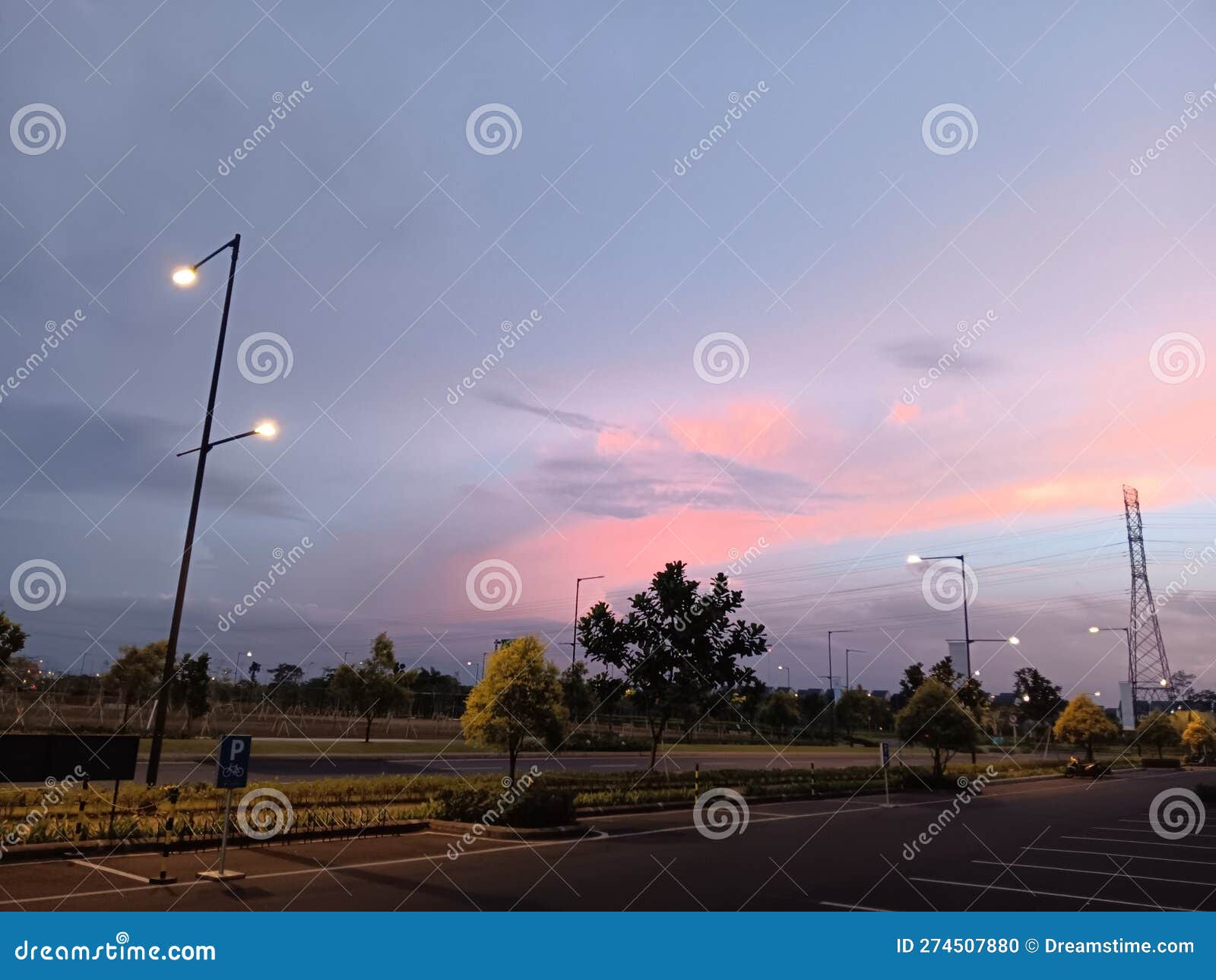 The Beauty of the Sky at Dusk Stock Photo - Image of beauty, dusk ...