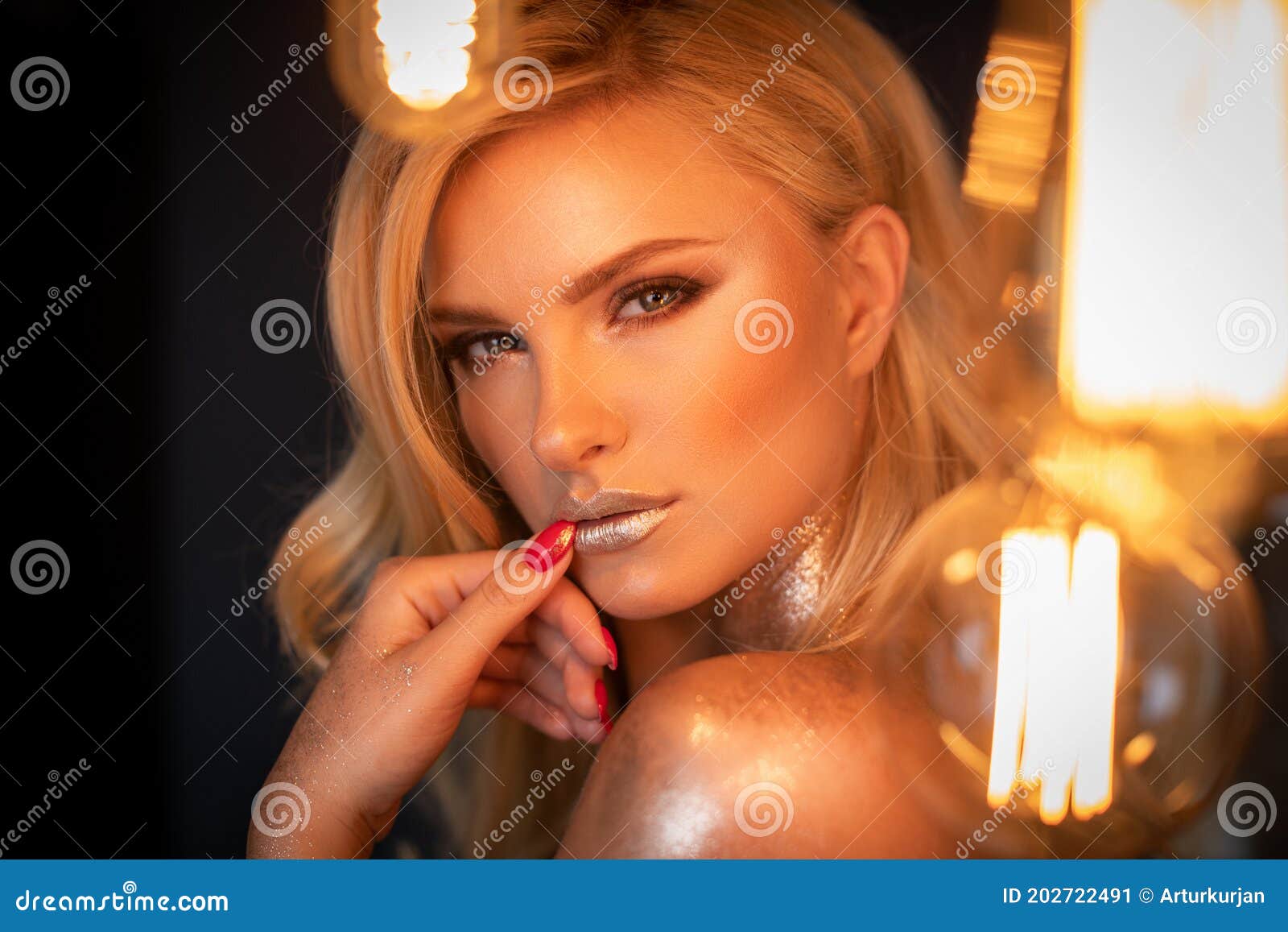 Beauty Woman with Light Bulbs Stock Image - Image of female, beauty ...