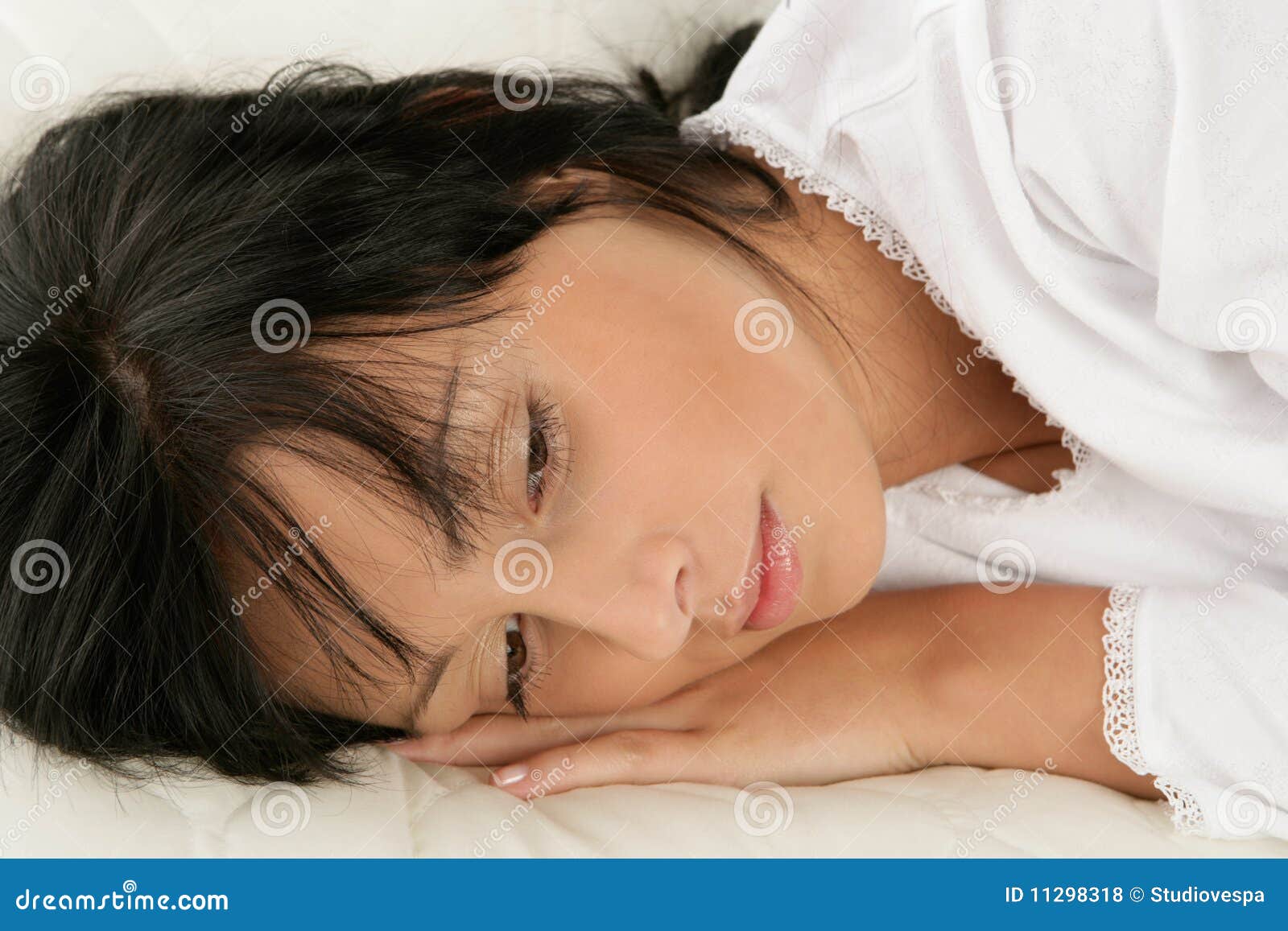Beauty woman resting stock photo. Image of daydreaming - 11298318