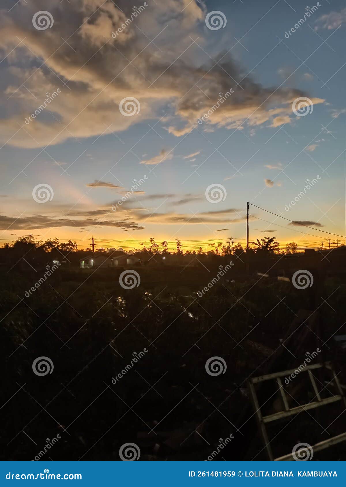 Beautiful sunset stock image. Image of dawn, evening - 261481959