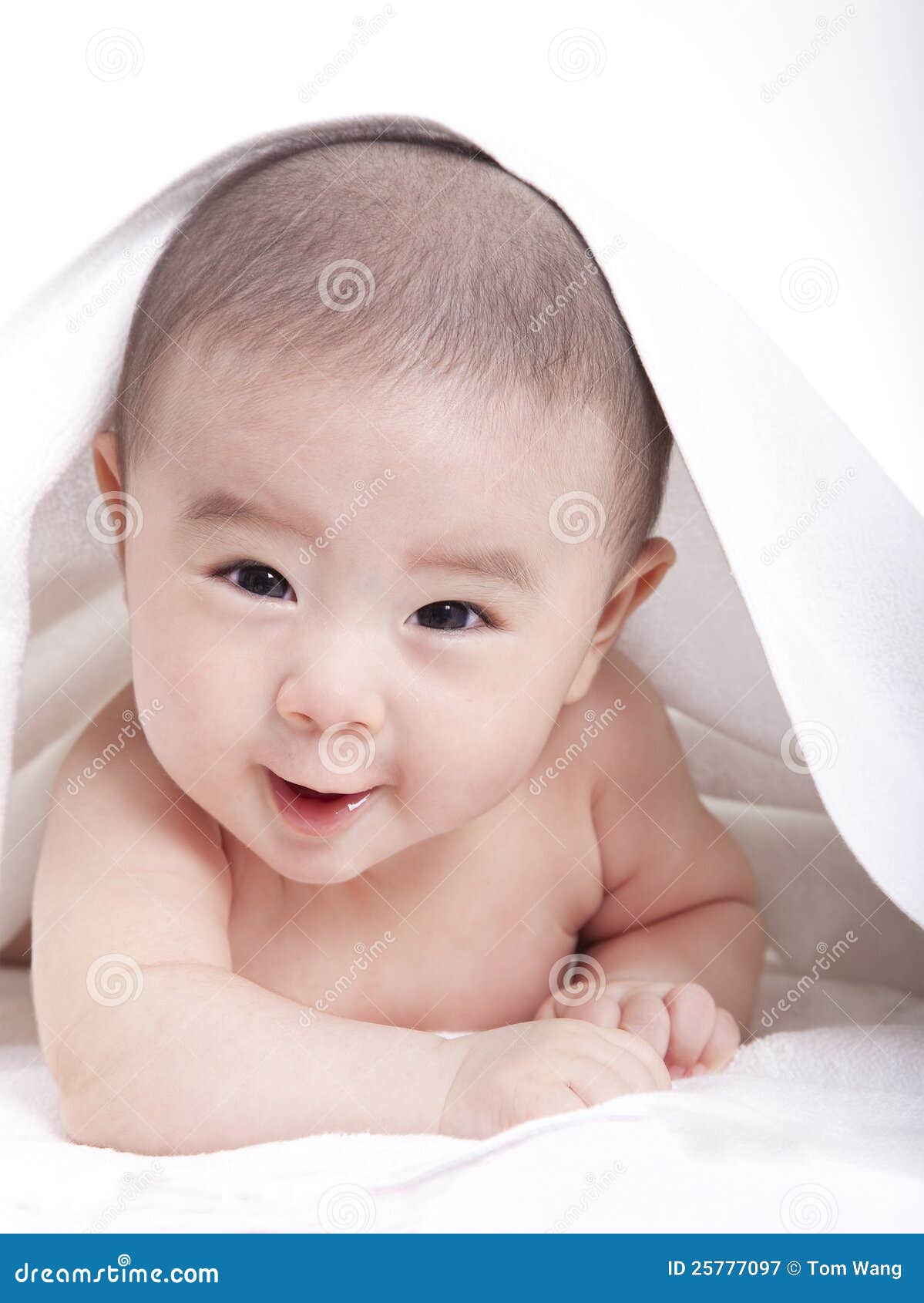 Bebé adorable imagen de archivo. Imagen de hermoso, lindo - 25777097