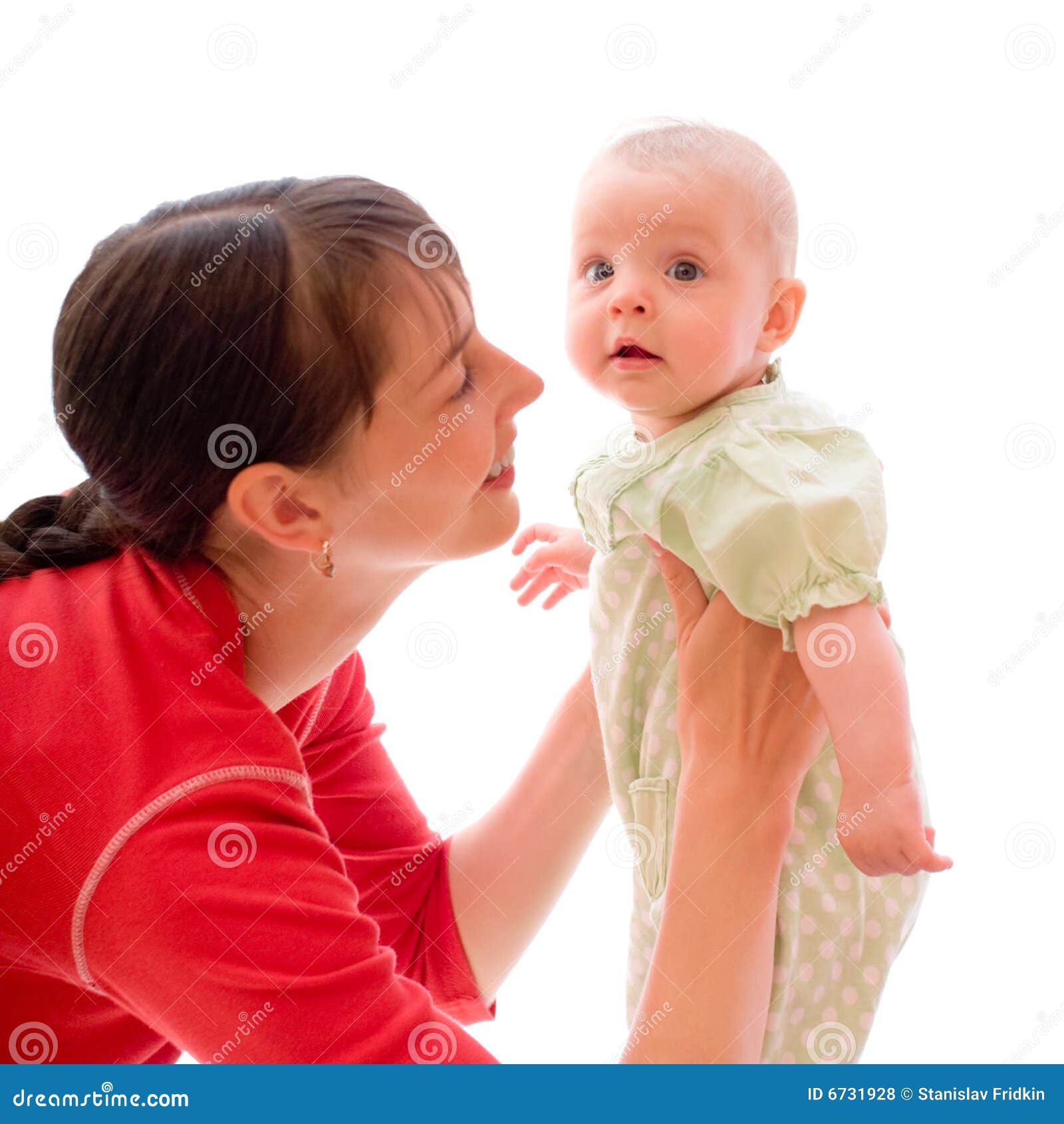 Bebé con la mama foto de archivo. Imagen de maternidad - 6731928