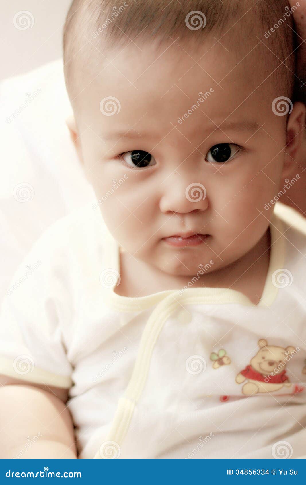 Bebé lindo chino foto de archivo. Imagen de porcelana - 34856334