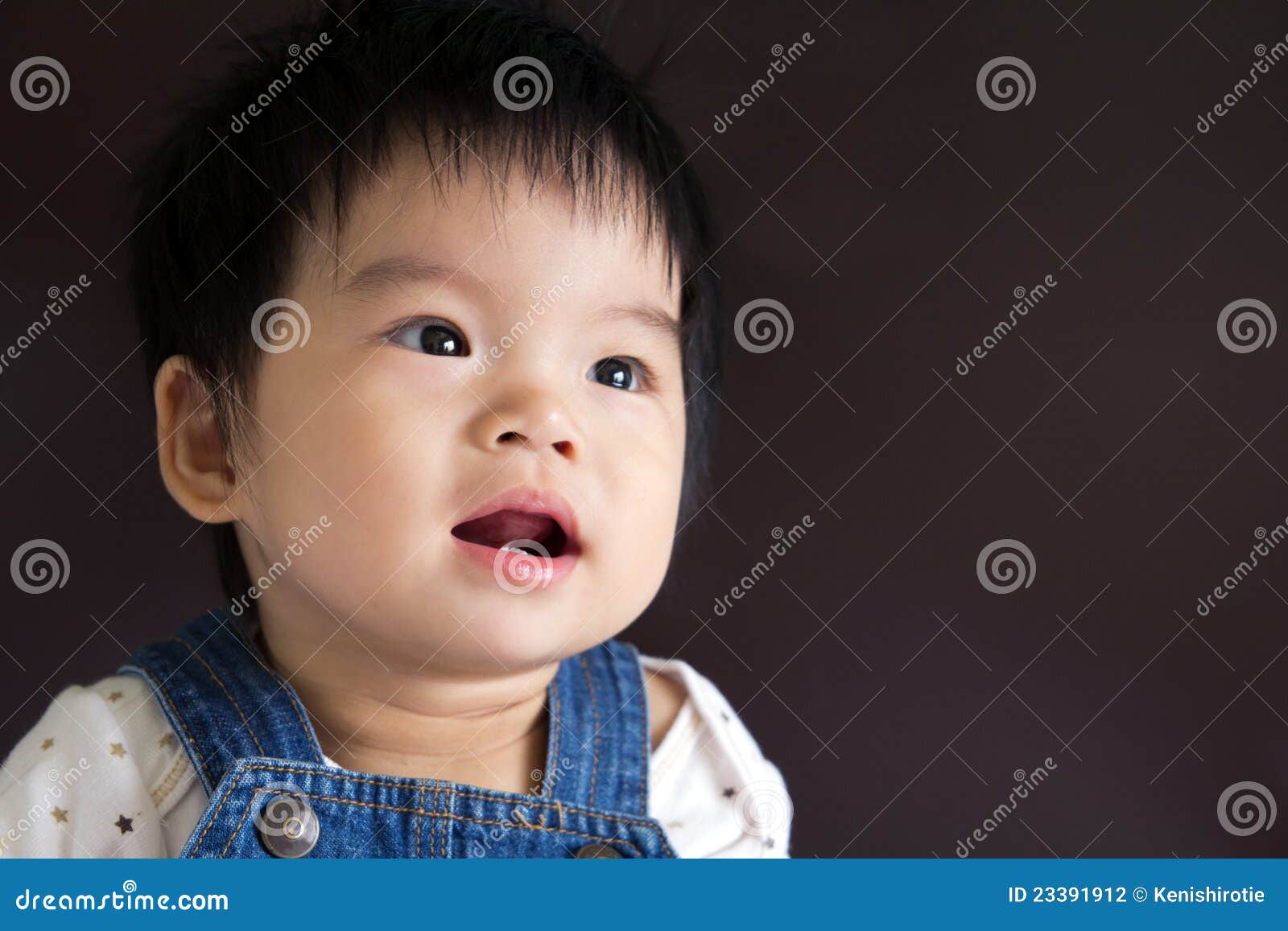 Bebé sonriente foto de archivo. Imagen de persona, sonrisa - 23391912
