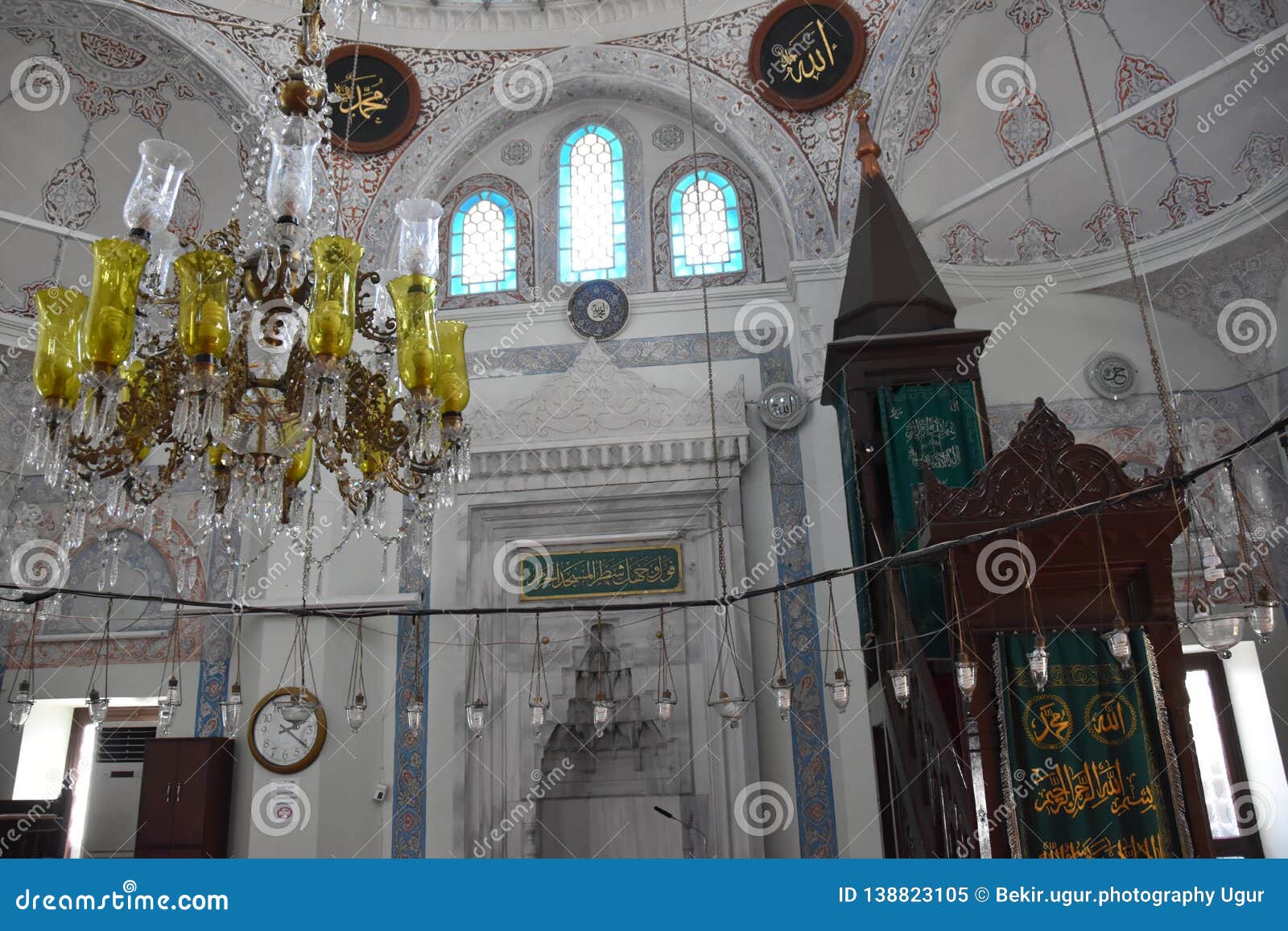 Bebek Mosque, Ä°stanbul. editorial image. Image of muslim - 138823105