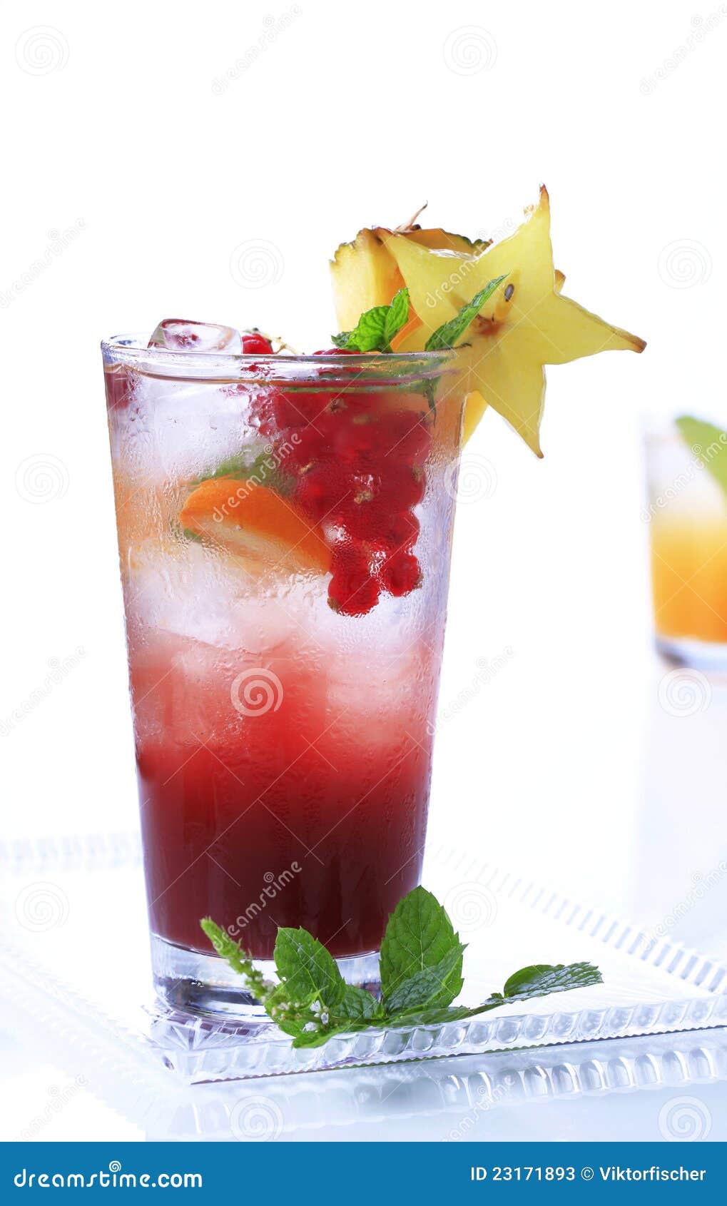 Bebida helada imagen de archivo. Imagen de blanco, coctel - 23171893