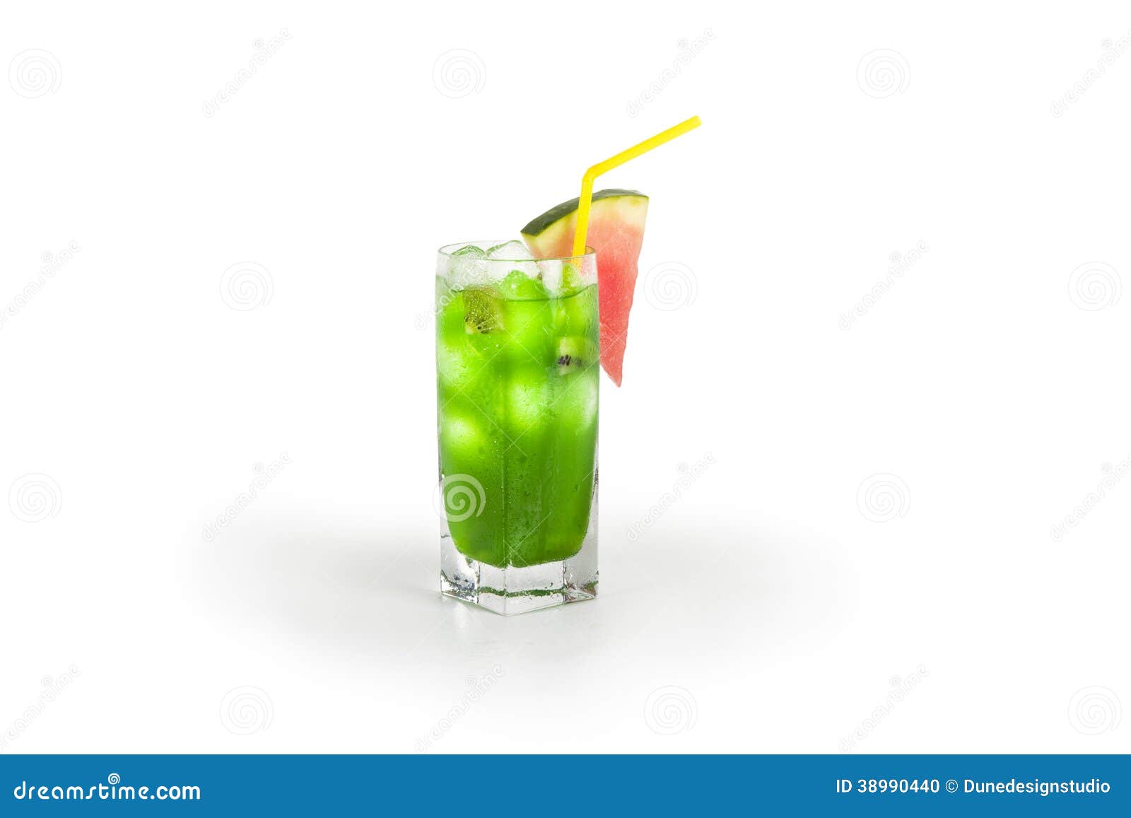 Bebida verde foto de stock. Imagem de orvalho, frio, espumante - 38990440