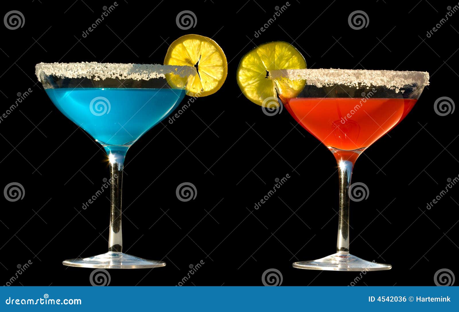 Bebidas Azules Y Rojas Del Coctel Foto de archivo - Imagen de sombra ...