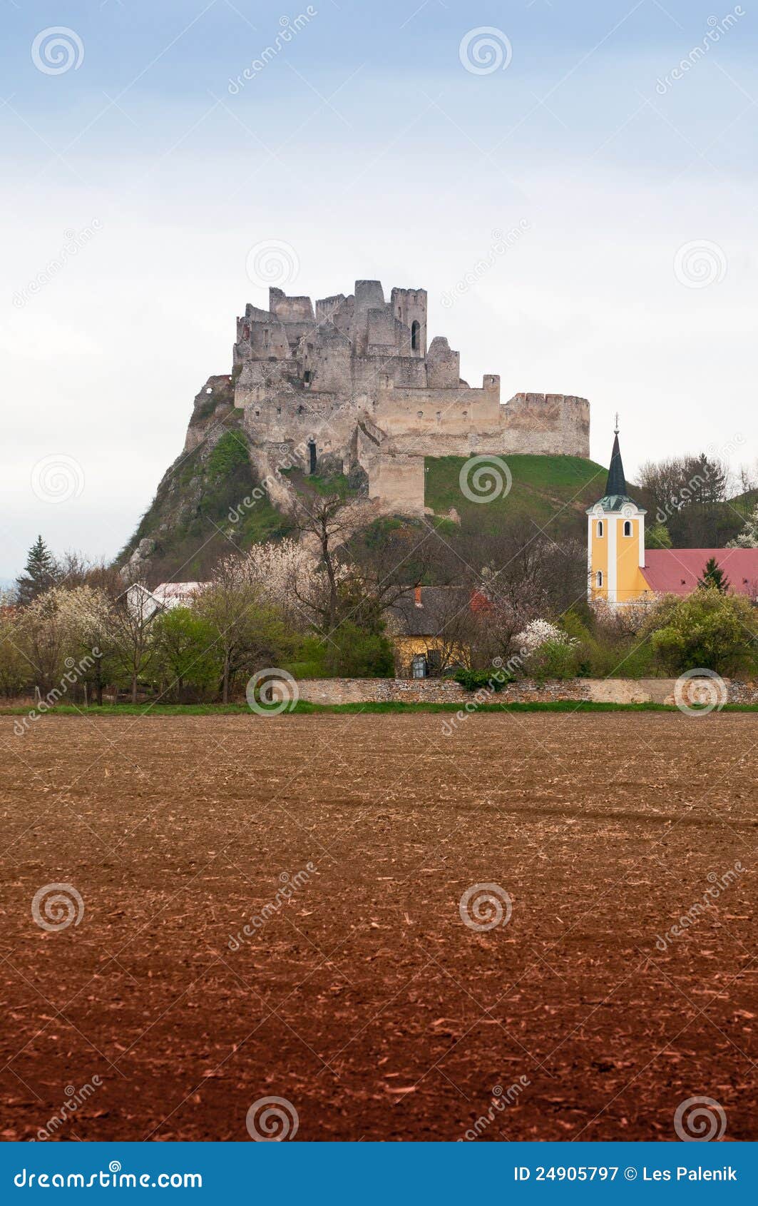 Beckov Castle / Hrad stock image. Image of fortress, rock - 24905797