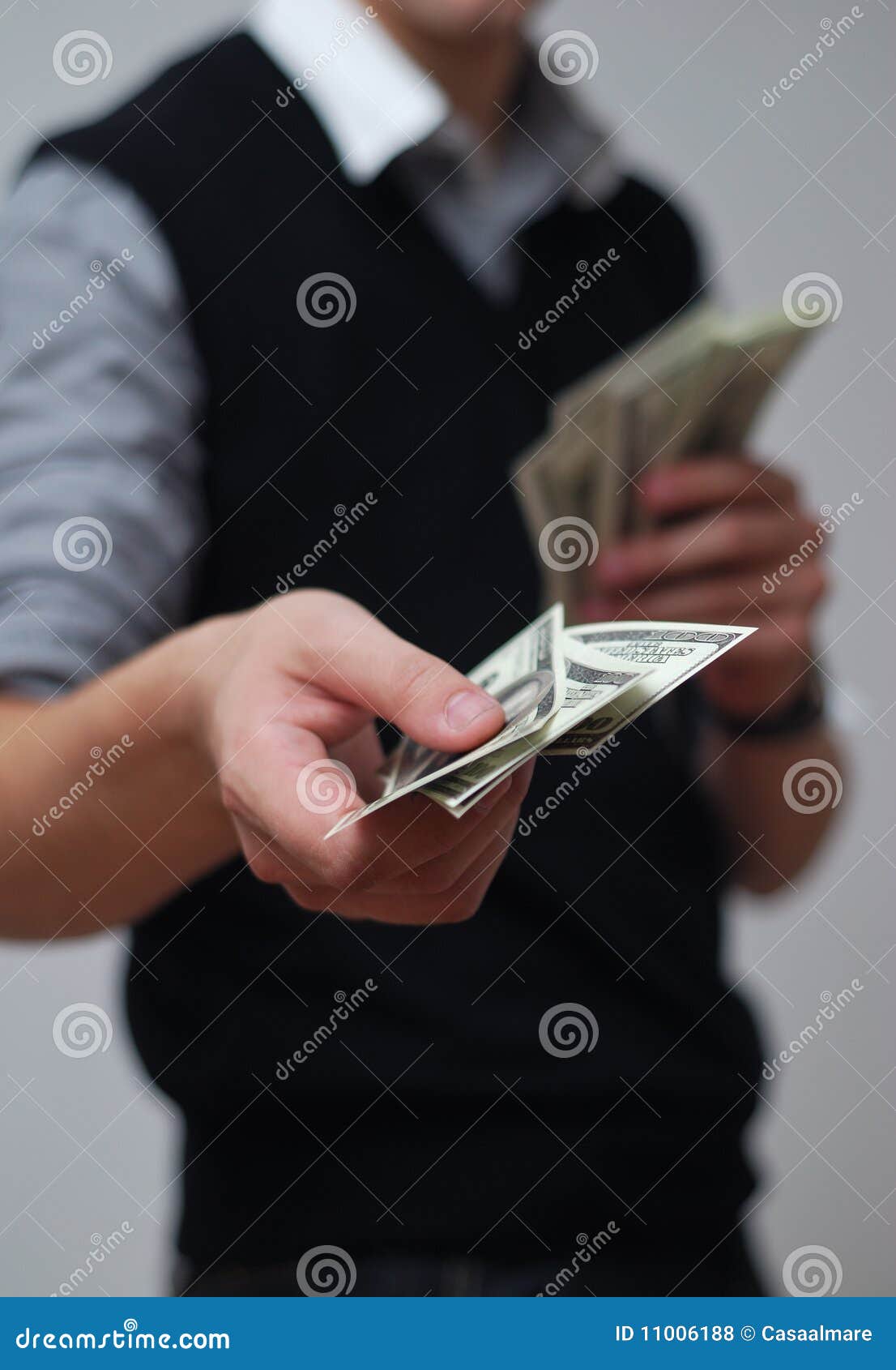 Bedrijfs Contant Geldbetaling Stock Foto - Image of bereiken, maken ...