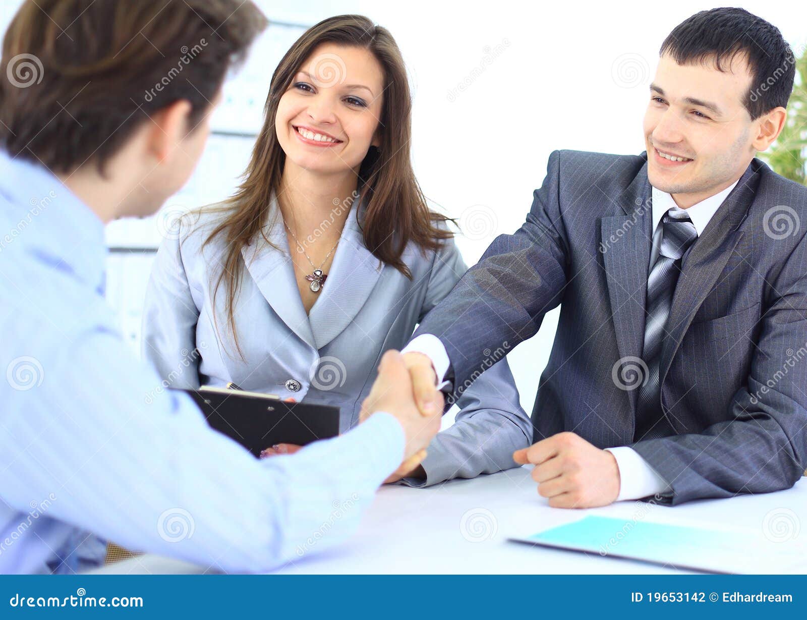 Bedrijfs Mensen Die Handen Schudden, Stock Foto - Image of houding ...