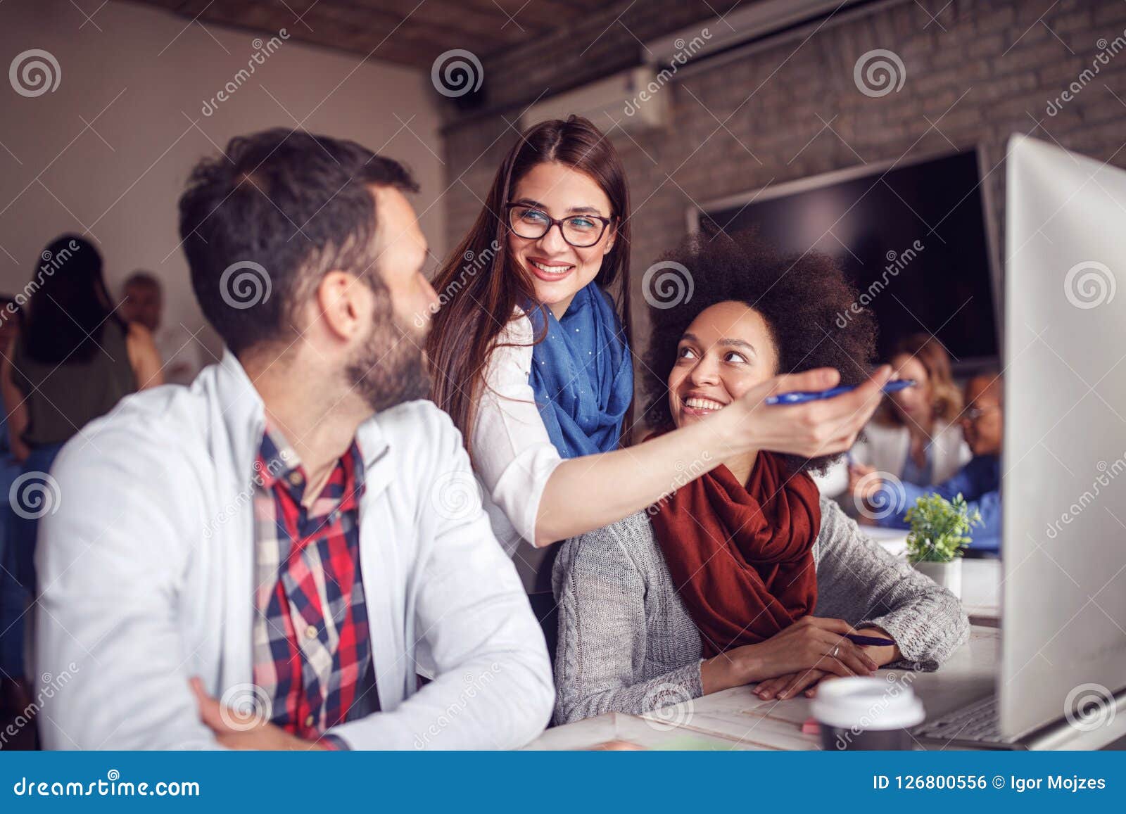 Bedrijfs Team-medewerkers Die Samenwerken Stock Foto - Image of ...