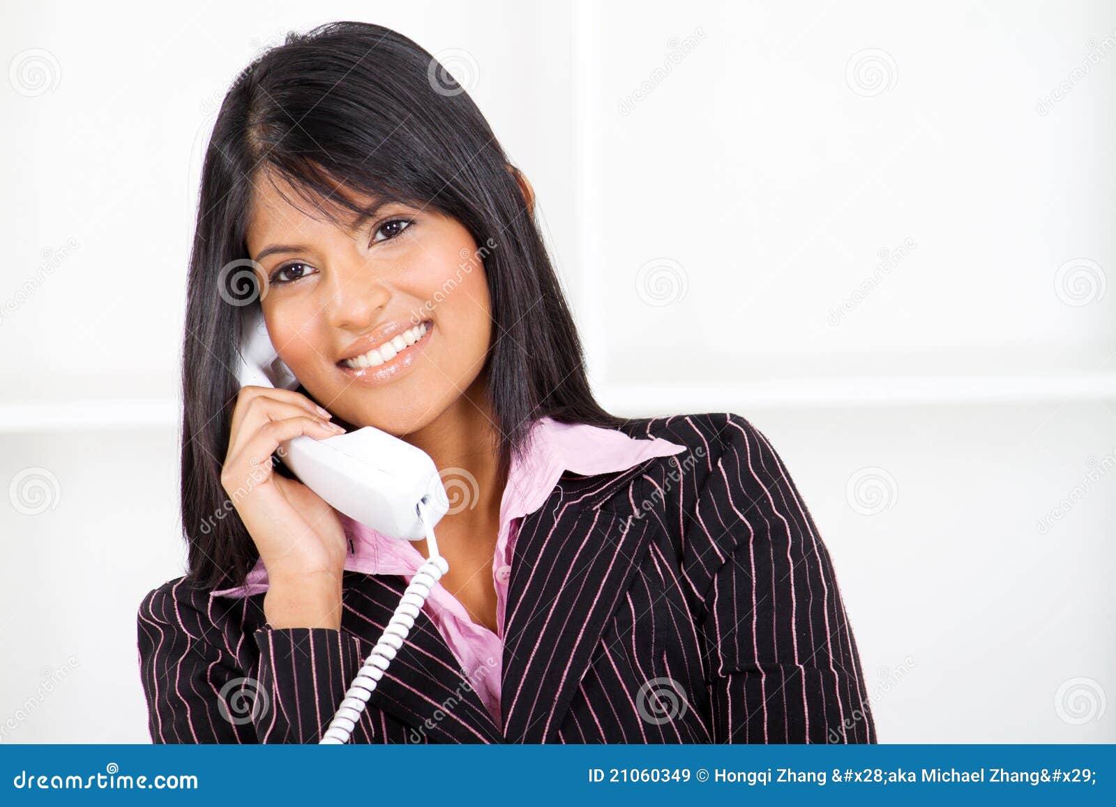 Bedrijfs telefoongesprek stock afbeelding. Image of aantrekkelijk ...