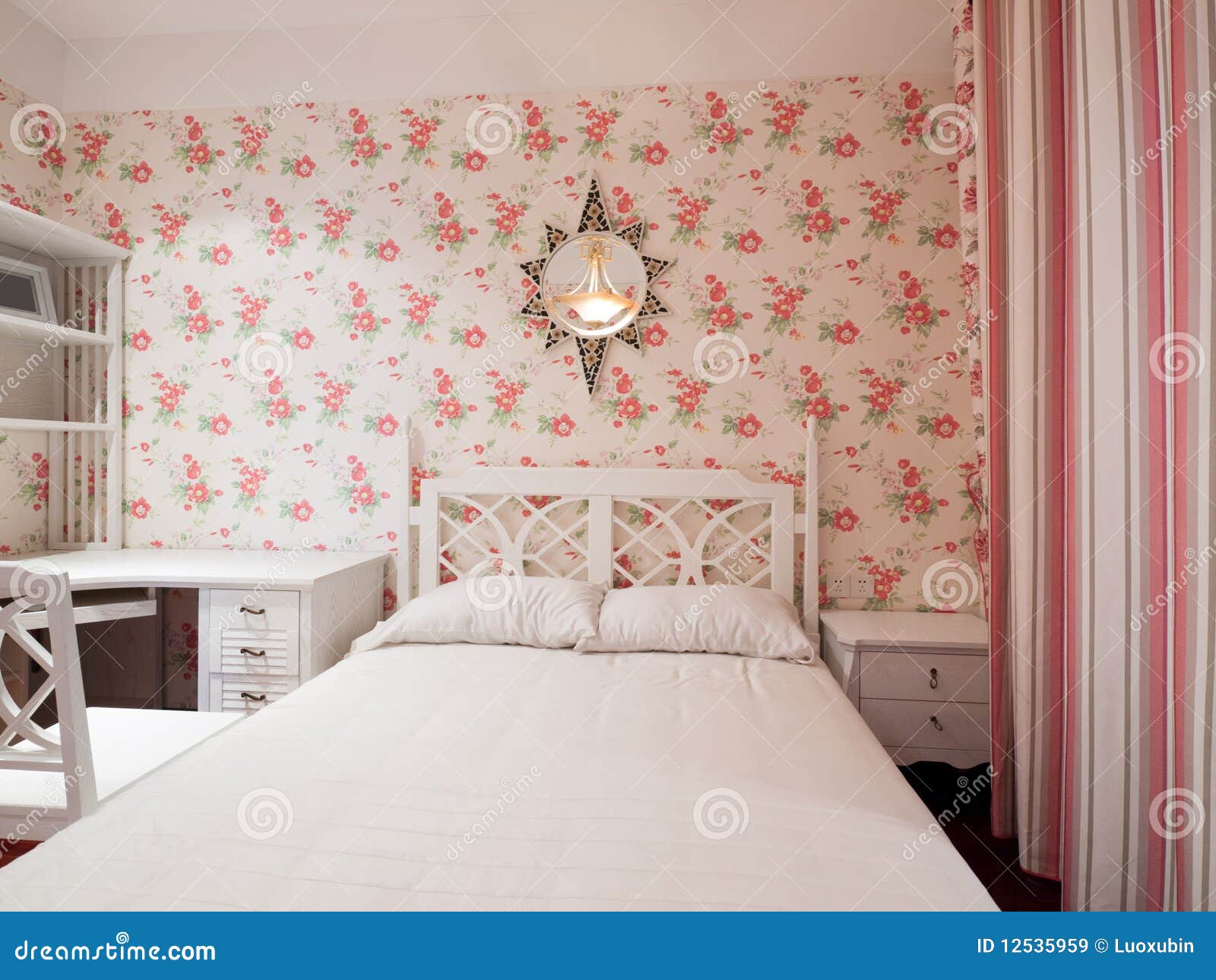 Bedroom stock image. Image of bedroom, decor, house, room - 12535959