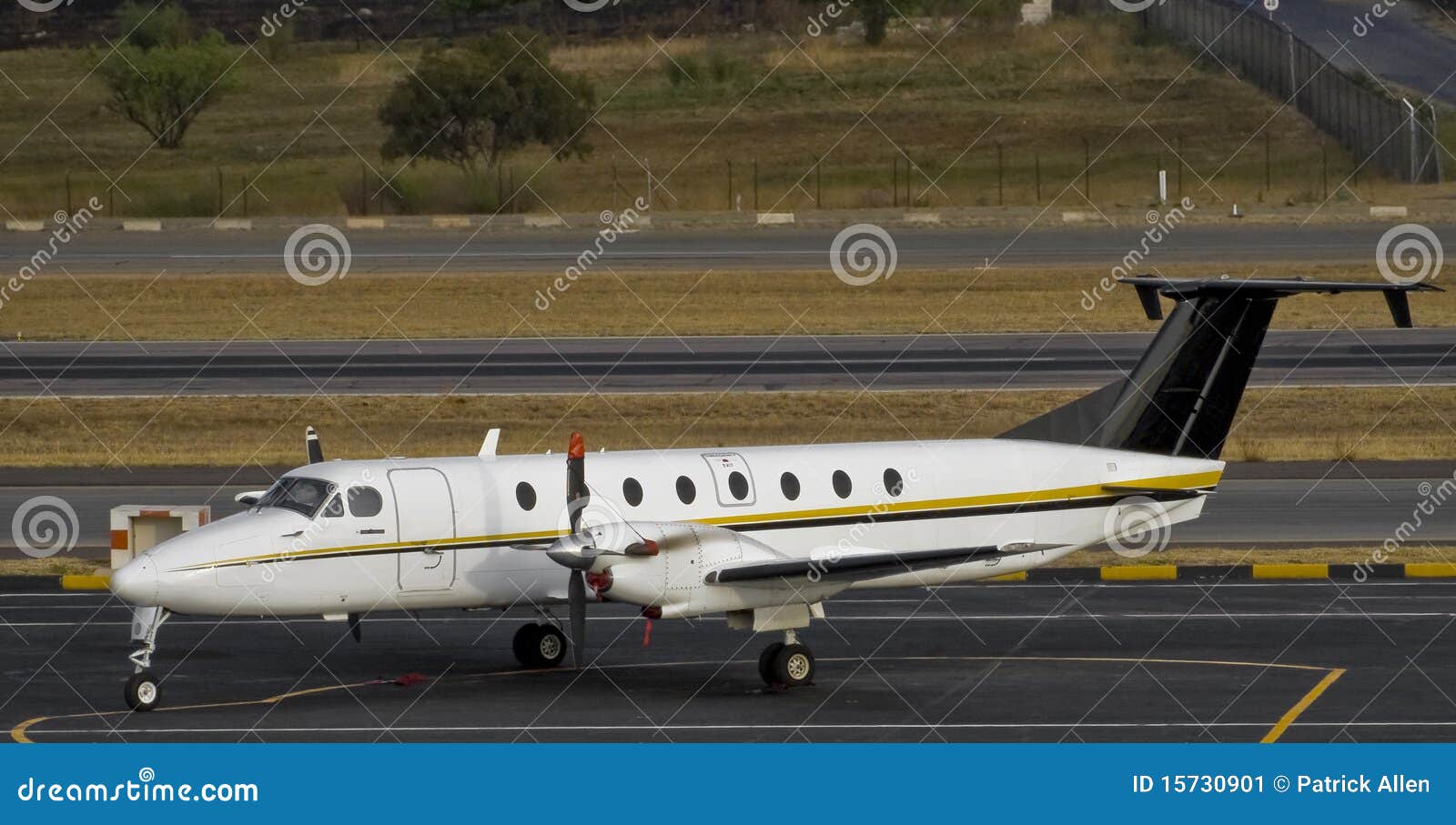 Beechcraft 1900C stock image. Image of parked, aviation - 15730901