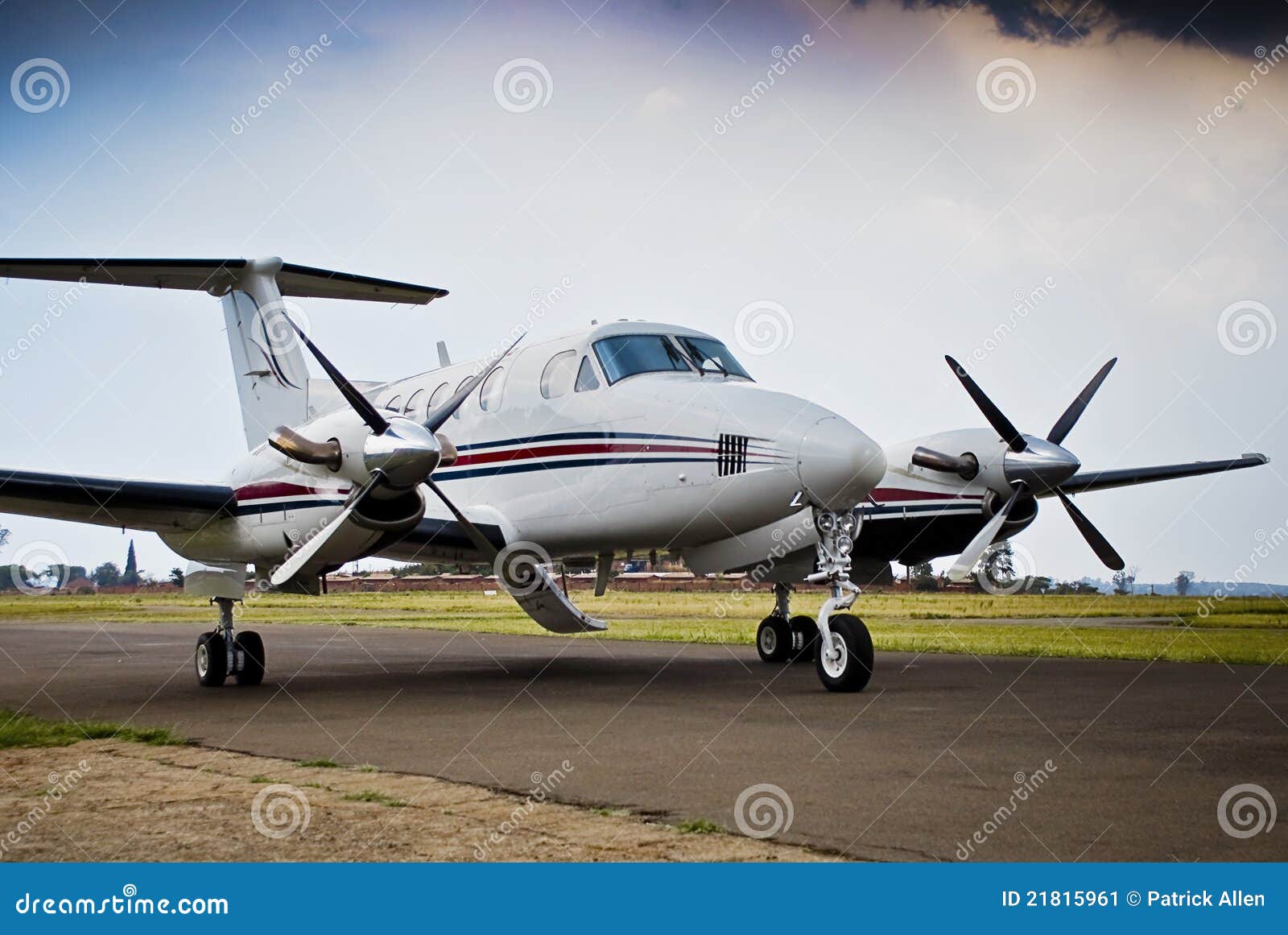 Beechcraft Super King Air B200 Stock Image - Image of wingspan ...