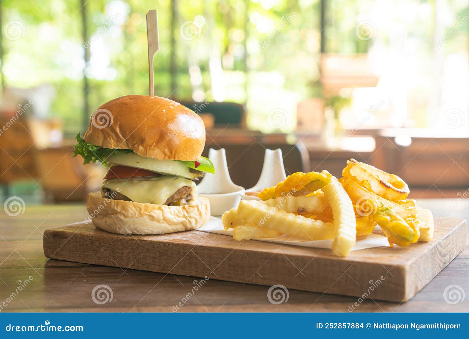 Beef Burger with Cheese and Potato Chips Stock Photo - Image of classic ...