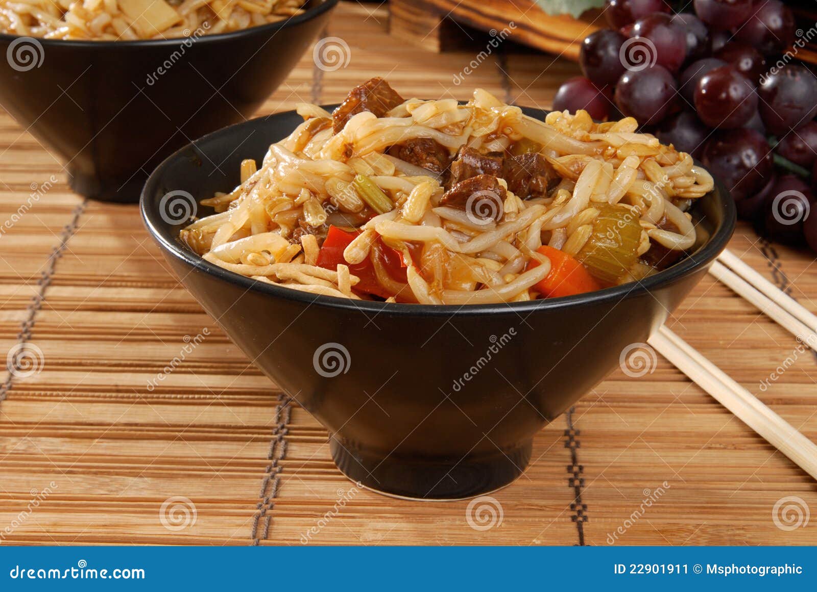 Beef chow mein stock image. Image of meal, bowls, mein - 22901911