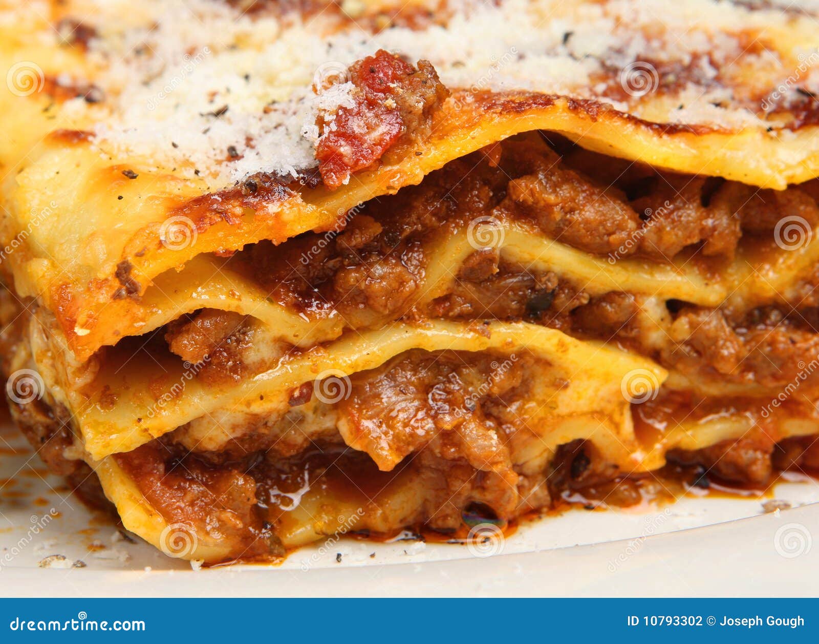 Beef Lasagna, Lasagne Italian Food Stock Photo - Image of plate, grated ...