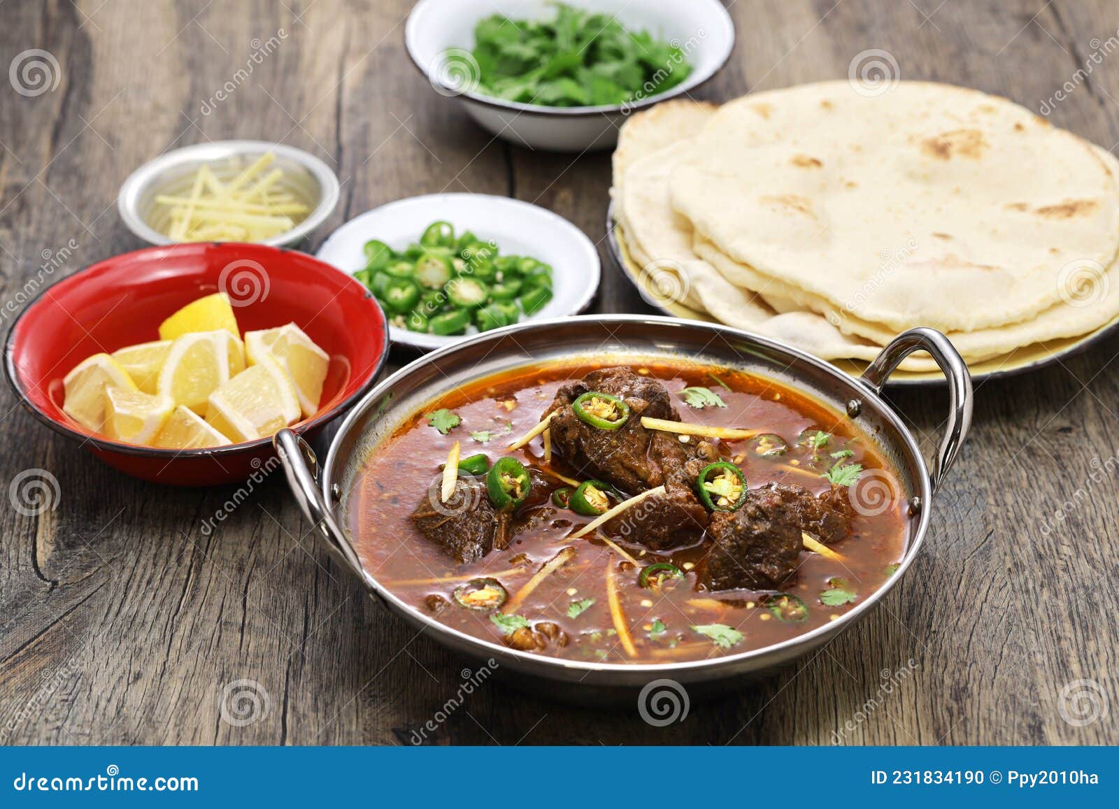 Nihari, Pakistani Beef Curry Stock Photo - Image of pakistan, plate ...
