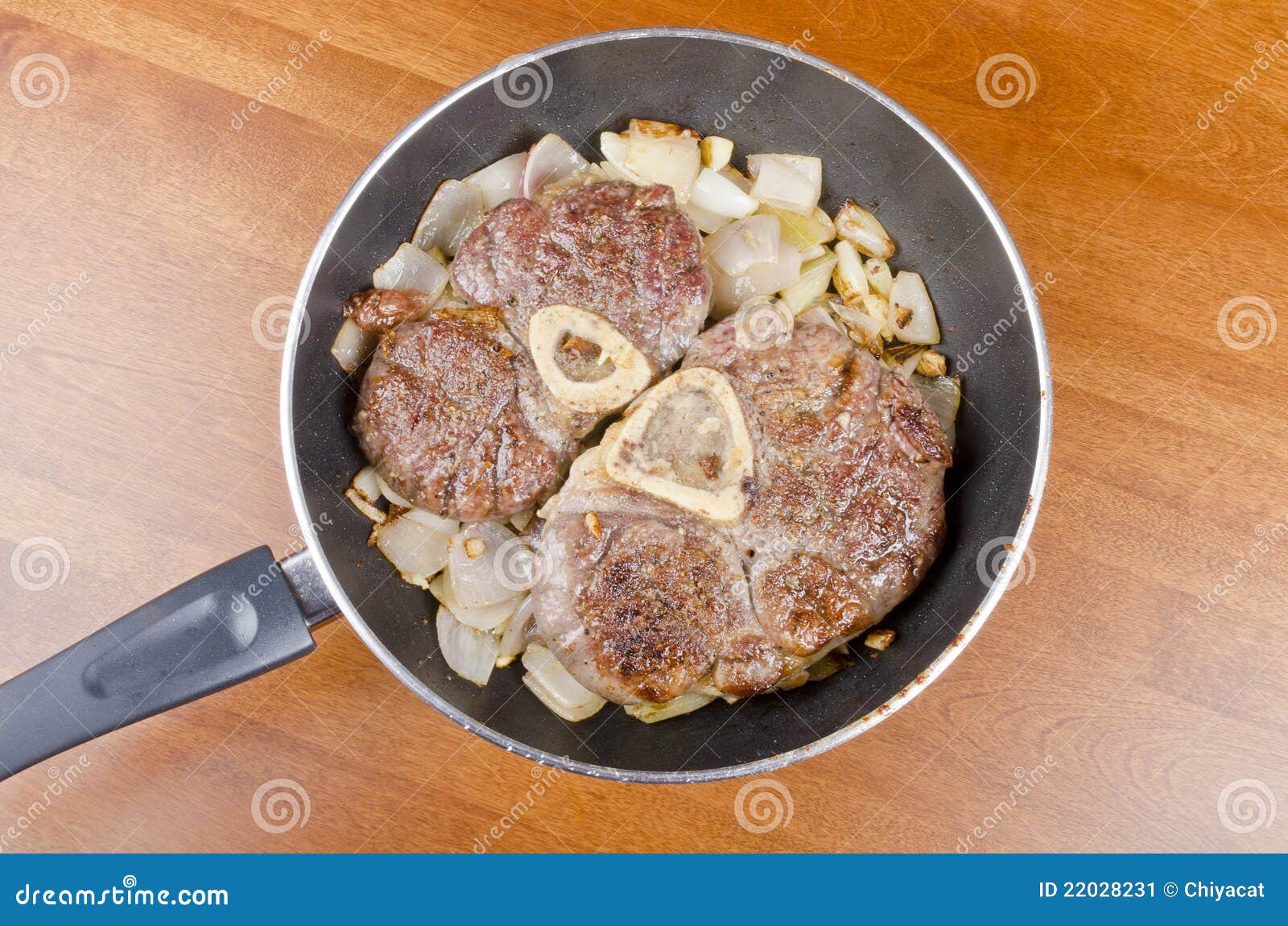 Beef Shanks in a Frying Pan Stock Image - Image of beef, cooked: 22028231