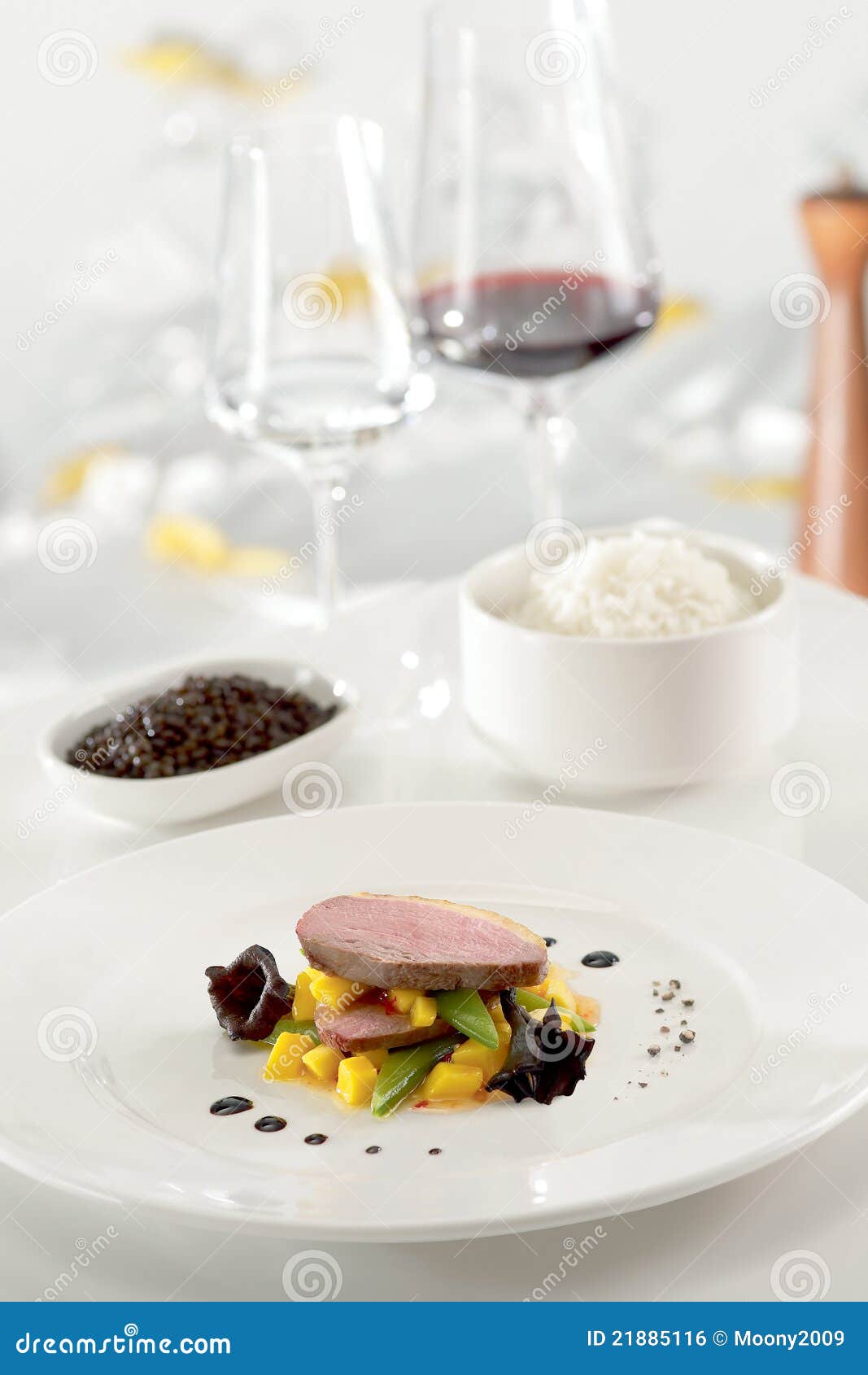 Beef stake stock photo. Image of cooking, cook, restaurant - 21885116