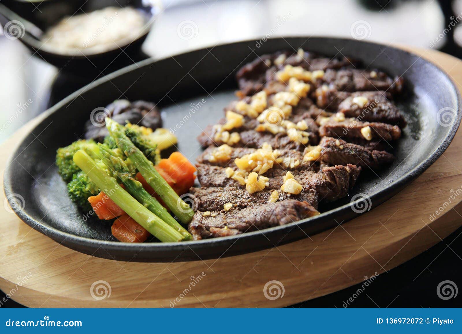 Beef Steak in Japanese Style Stock Photo - Image of japan, teppanyaki ...