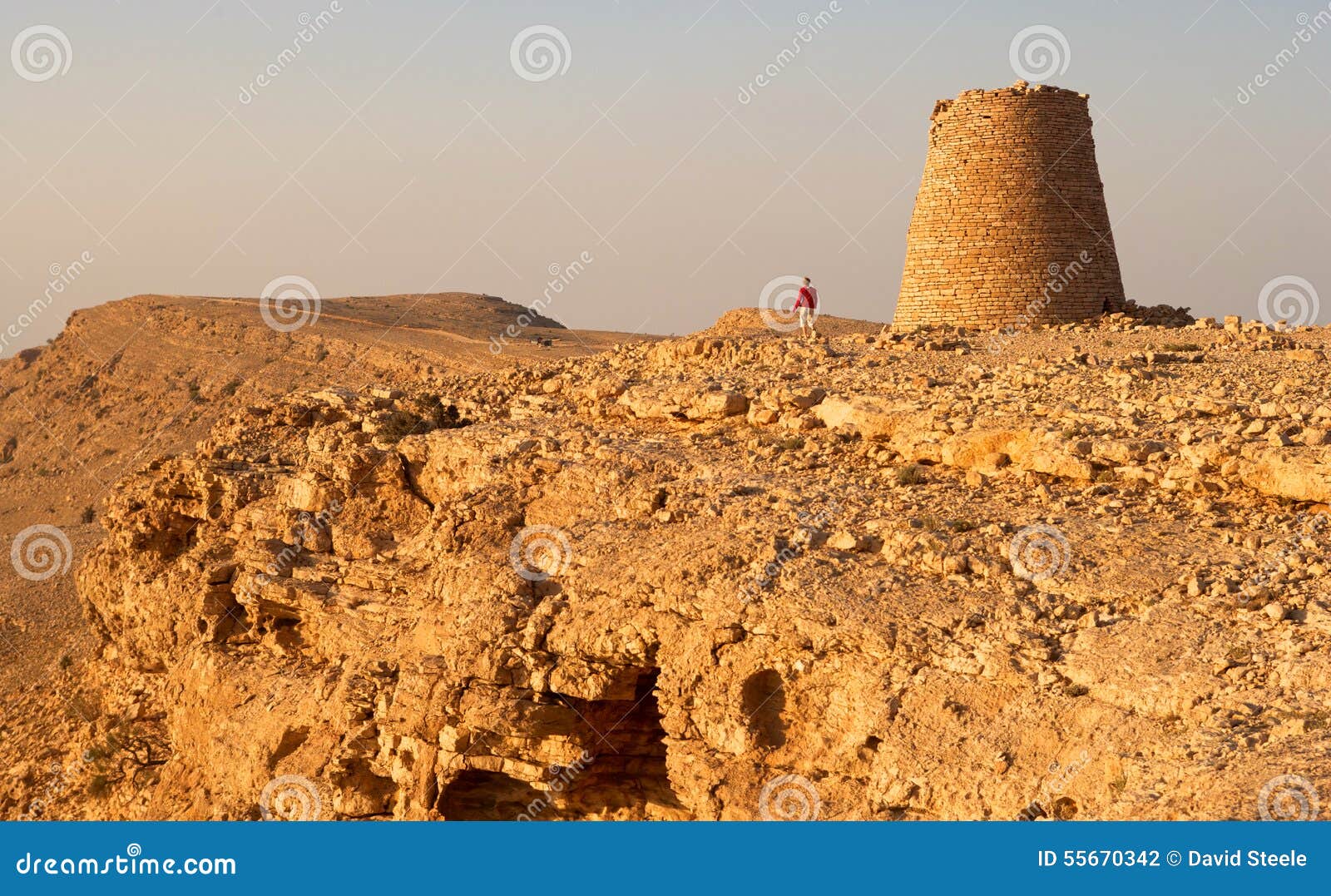 Beehive Tombs of Bat editorial photography. Image of arabia - 55670342