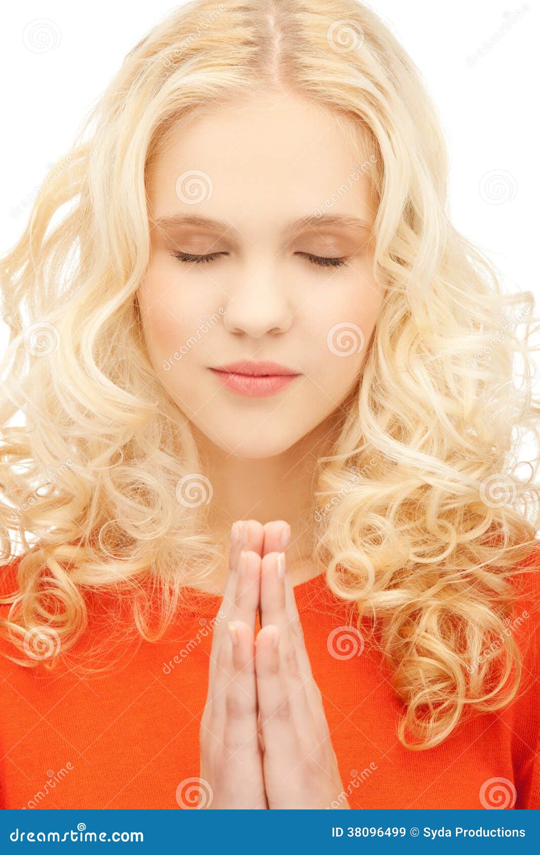 Beeld Van Jong Biddend Meisje Stock Afbeelding - Image of europees ...