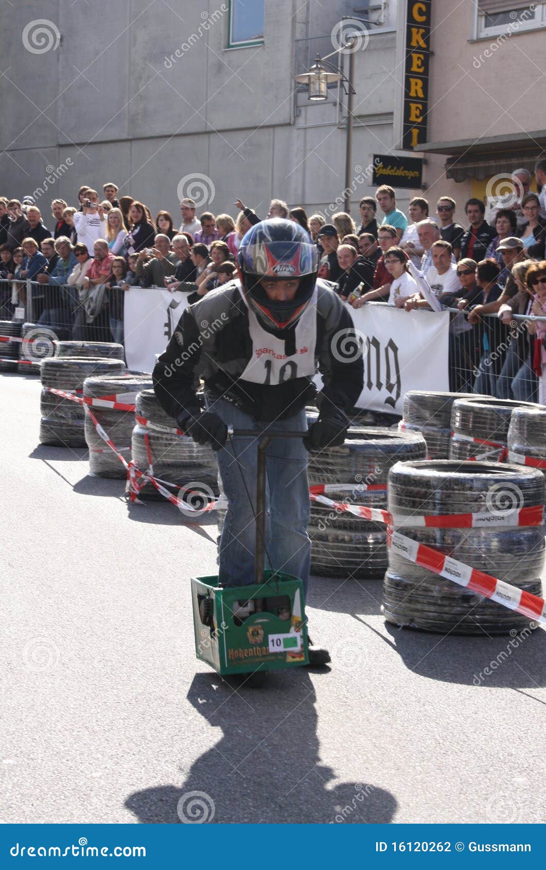 Beer crate racing editorial photography. Image of speeding - 16120262