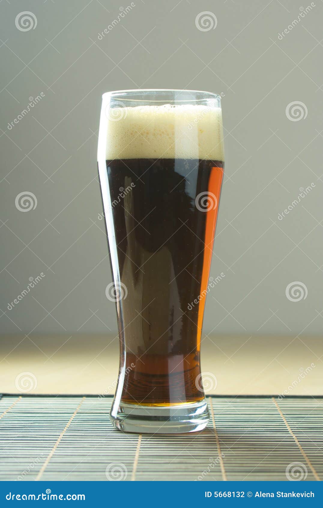 Beer with froth stock photo. Image of refreshment, bubble - 5668132