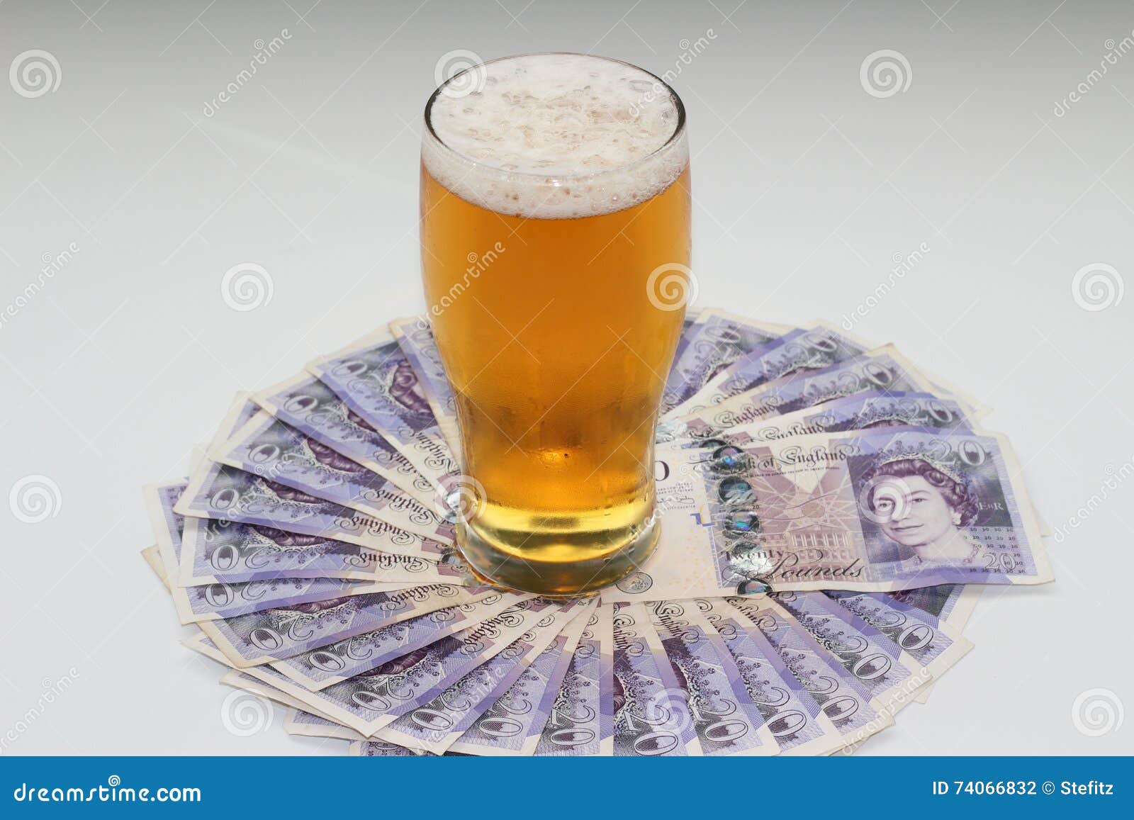 Beer money editorial photography. Image of waste, notes - 74066832