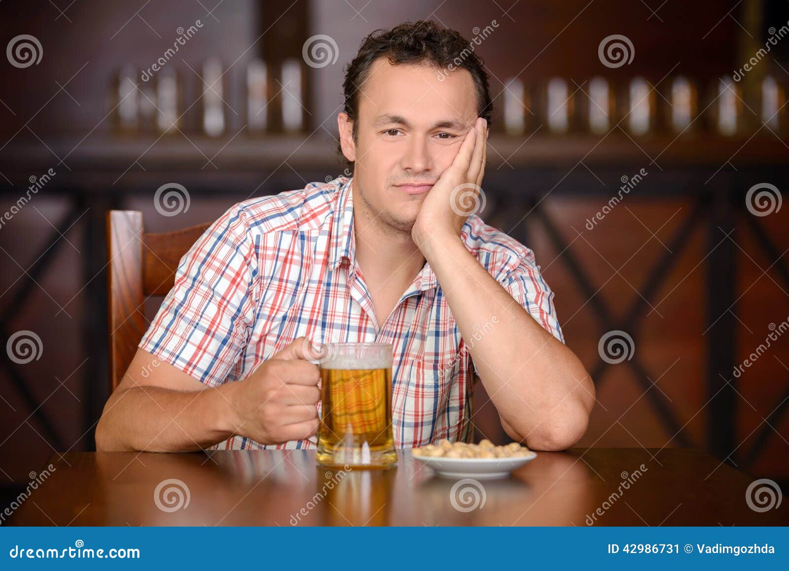 Beer Pub stock image. Image of adult, nightlife, drought - 42986731