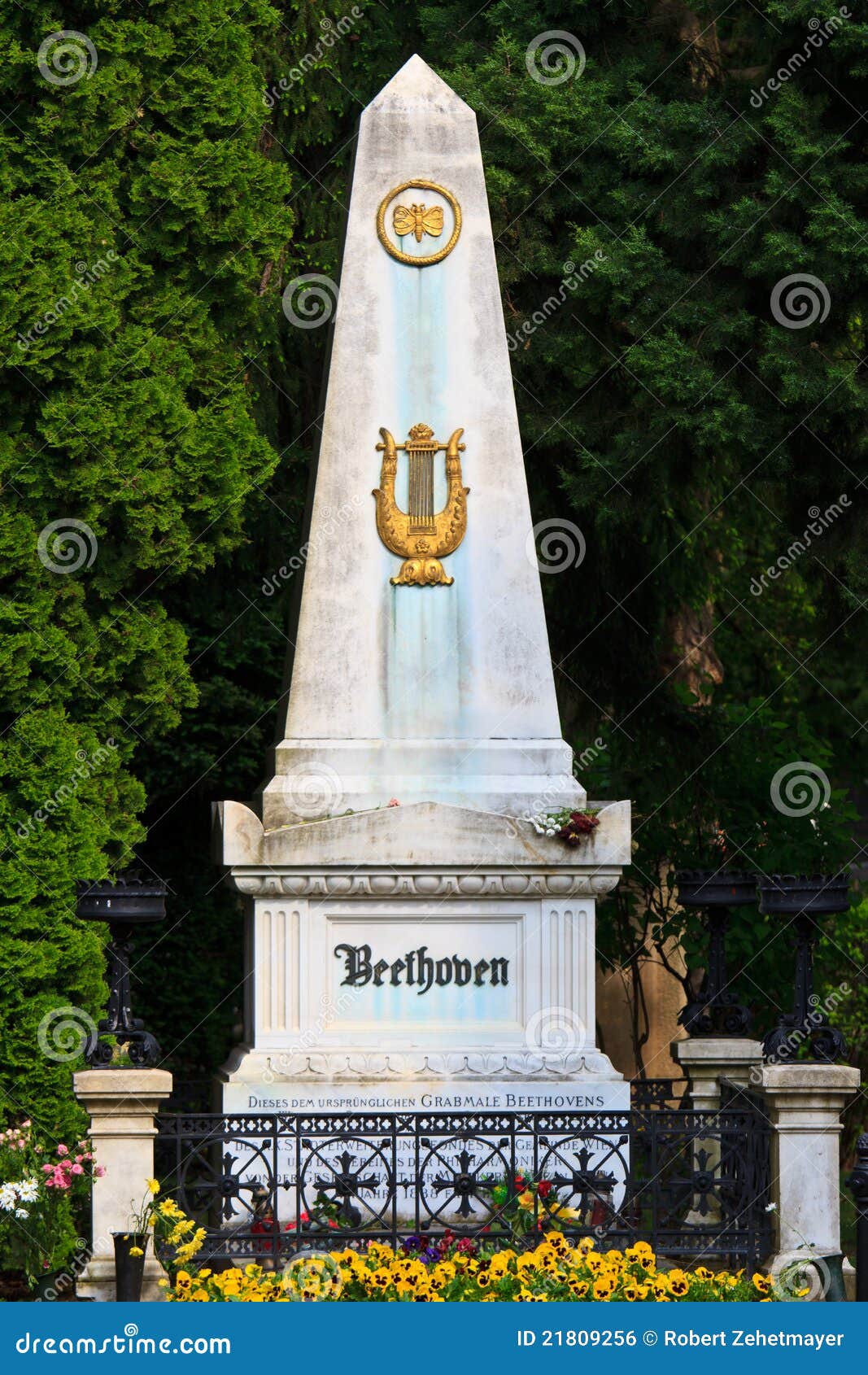 Beethoven Grave At Vienna Central Cemetery Royalty Free Stock Image ...