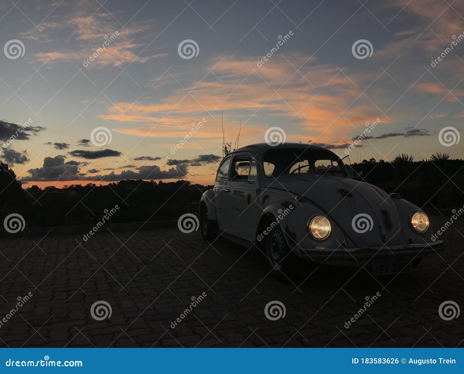 Beetle by the Sunset editorial photo. Image of cars - 183583626