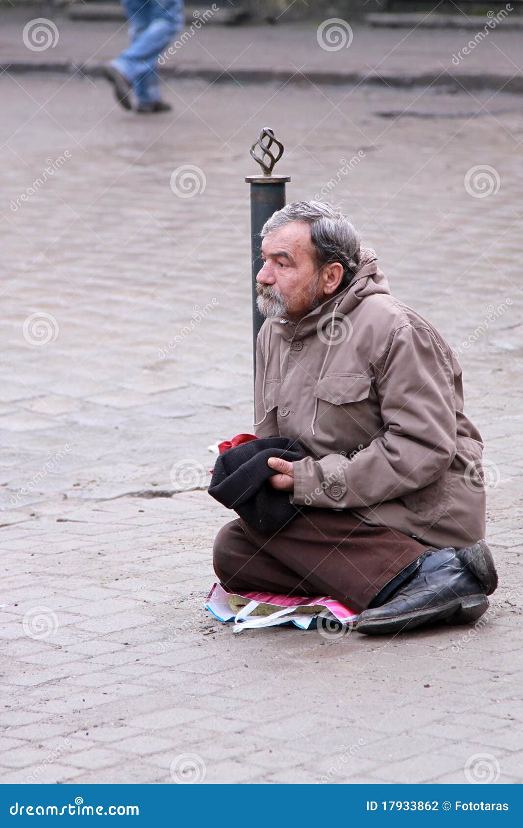 Beggar editorial photography. Image of despair, homelessness - 17933862