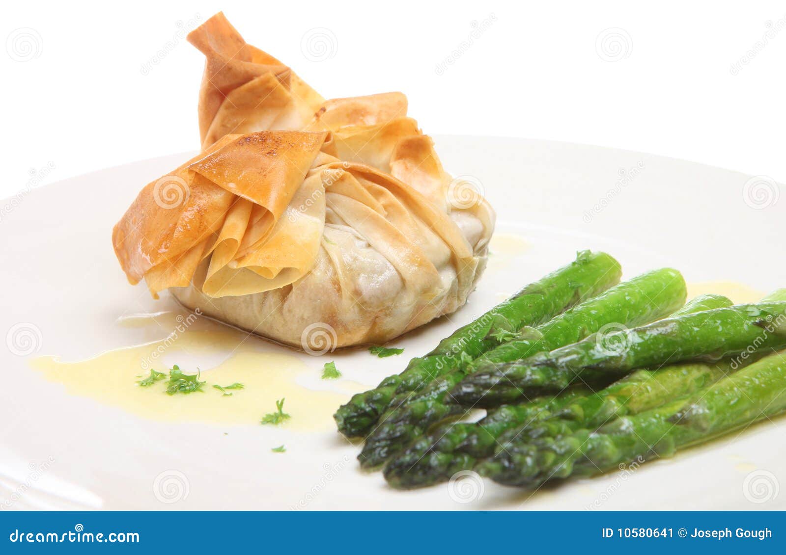 Beggar S Purse, Filo Pastry Parcel Stock Image - Image of crispy, food ...