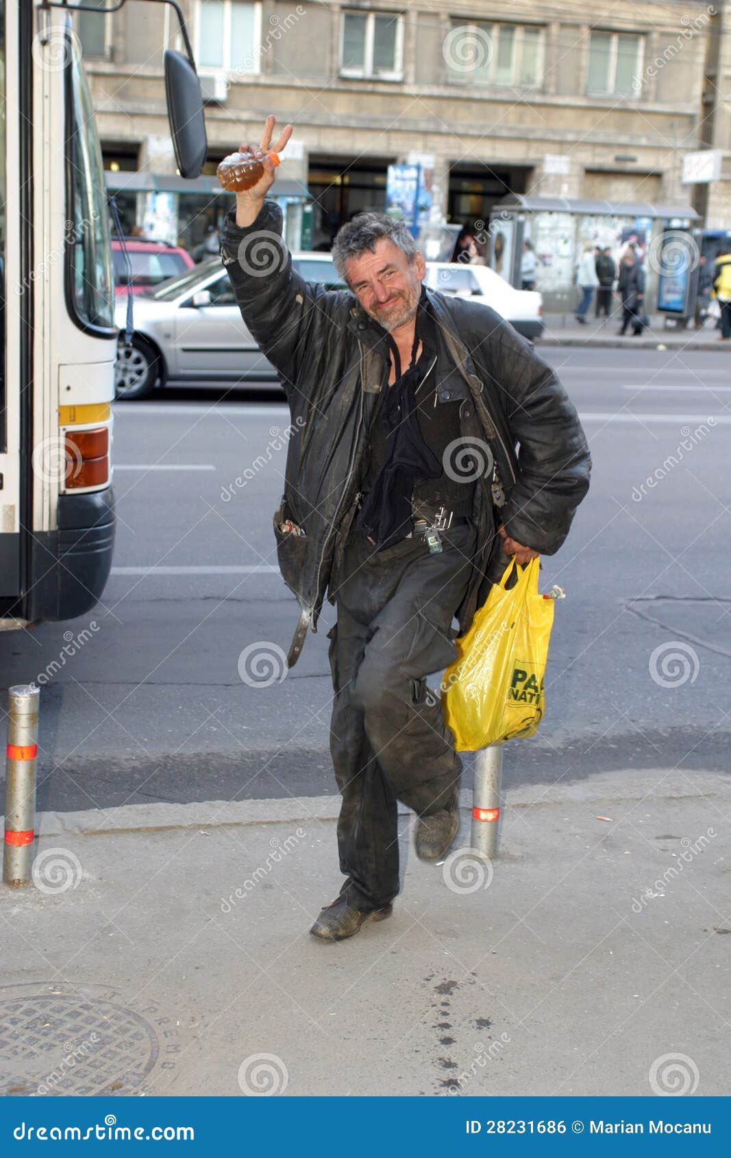 Beggar on street editorial photo. Image of human, face - 28231686