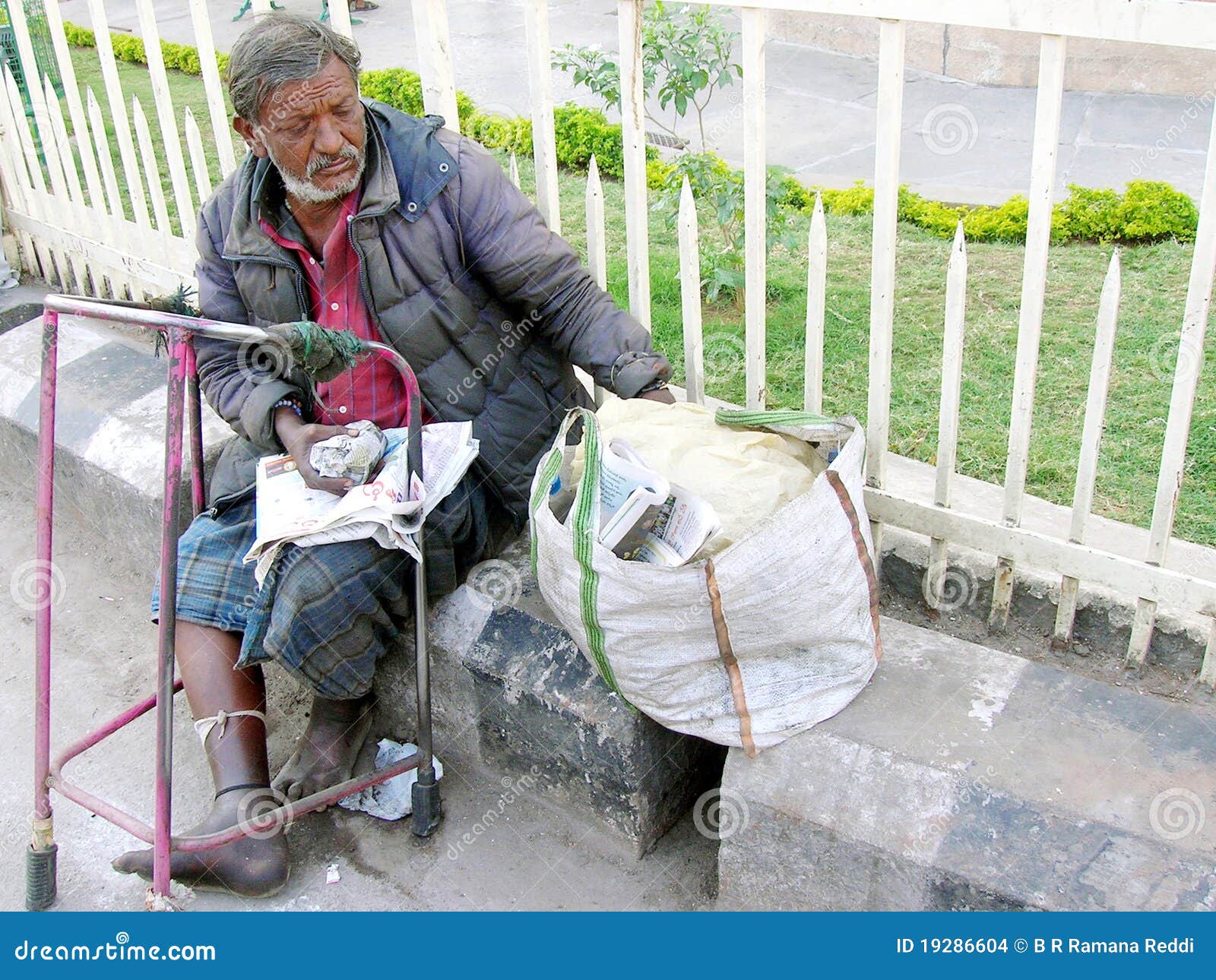 Beggars in India editorial stock image. Image of mature - 19286604