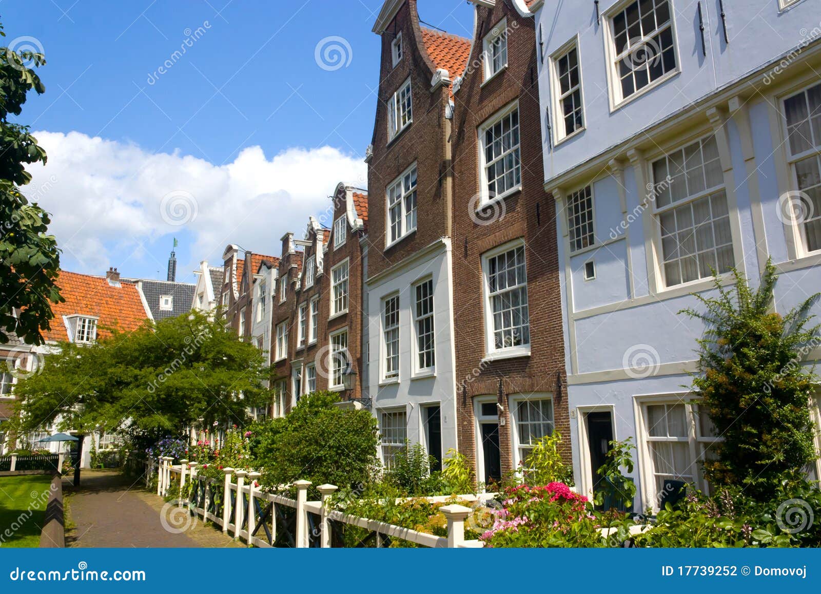 Begijnhof in Amsterdam stock photo. Image of netherlands - 17739252