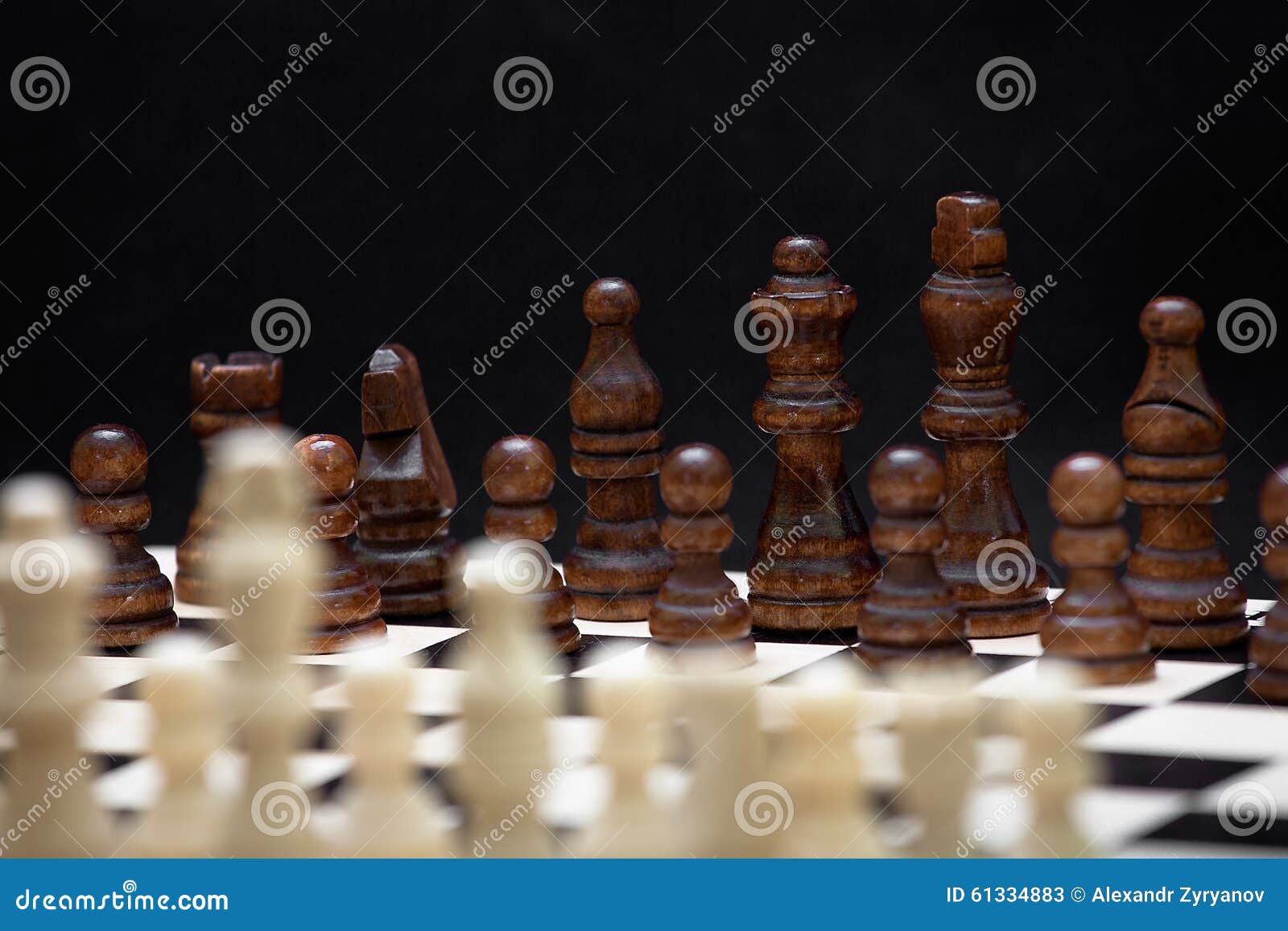 The Beginning of a Chess Game Stock Image - Image of idea, game: 61334883