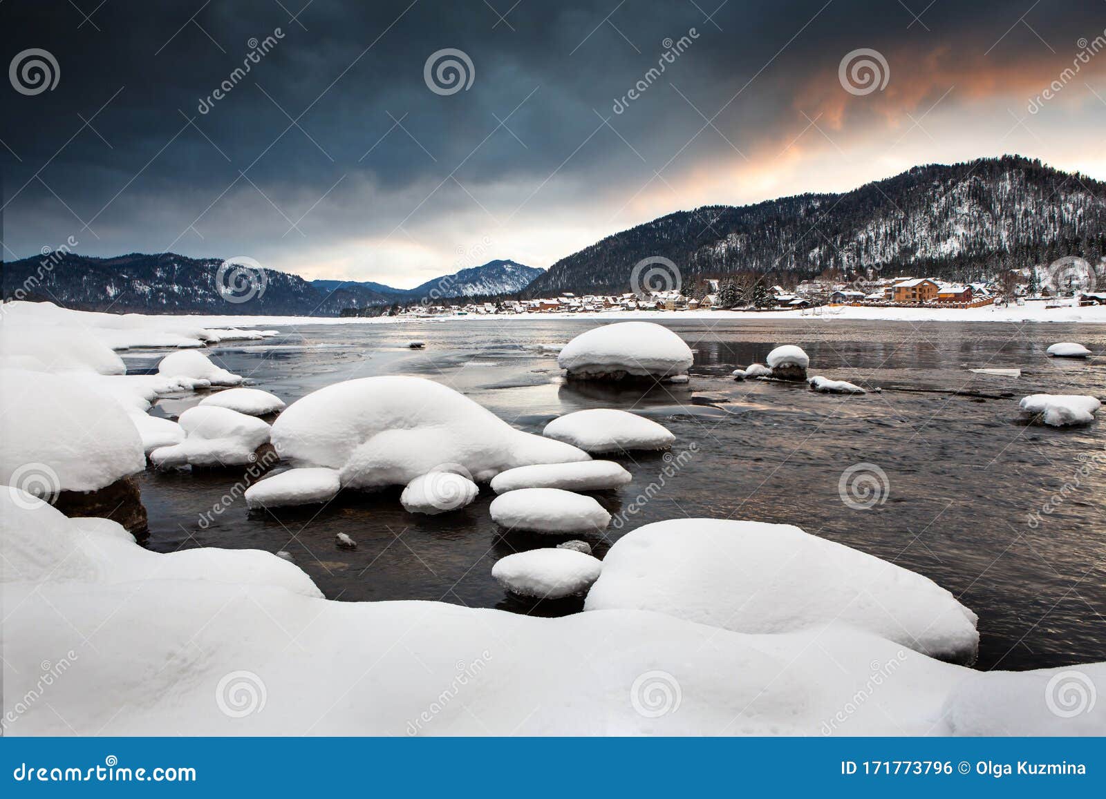 The Beginning of Spring. Dawn on the River. Change of Seasons. Melting ...