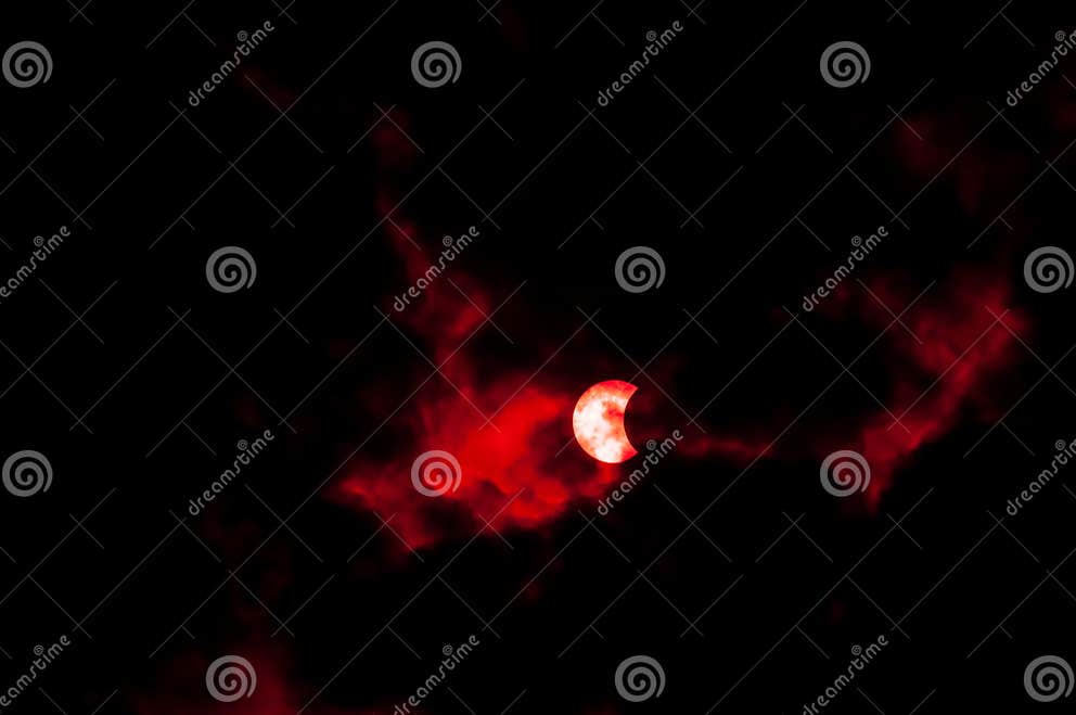 The Beginning of Sun Eclipse Stock Photo - Image of glowing, eclipse ...