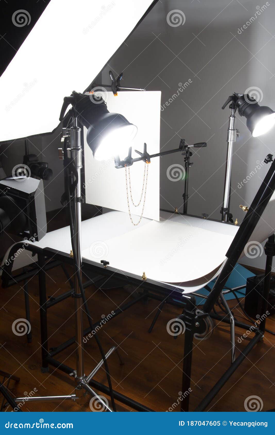 Behand Scense Stock Photos - Free & Royalty-Free Stock Photos from ...