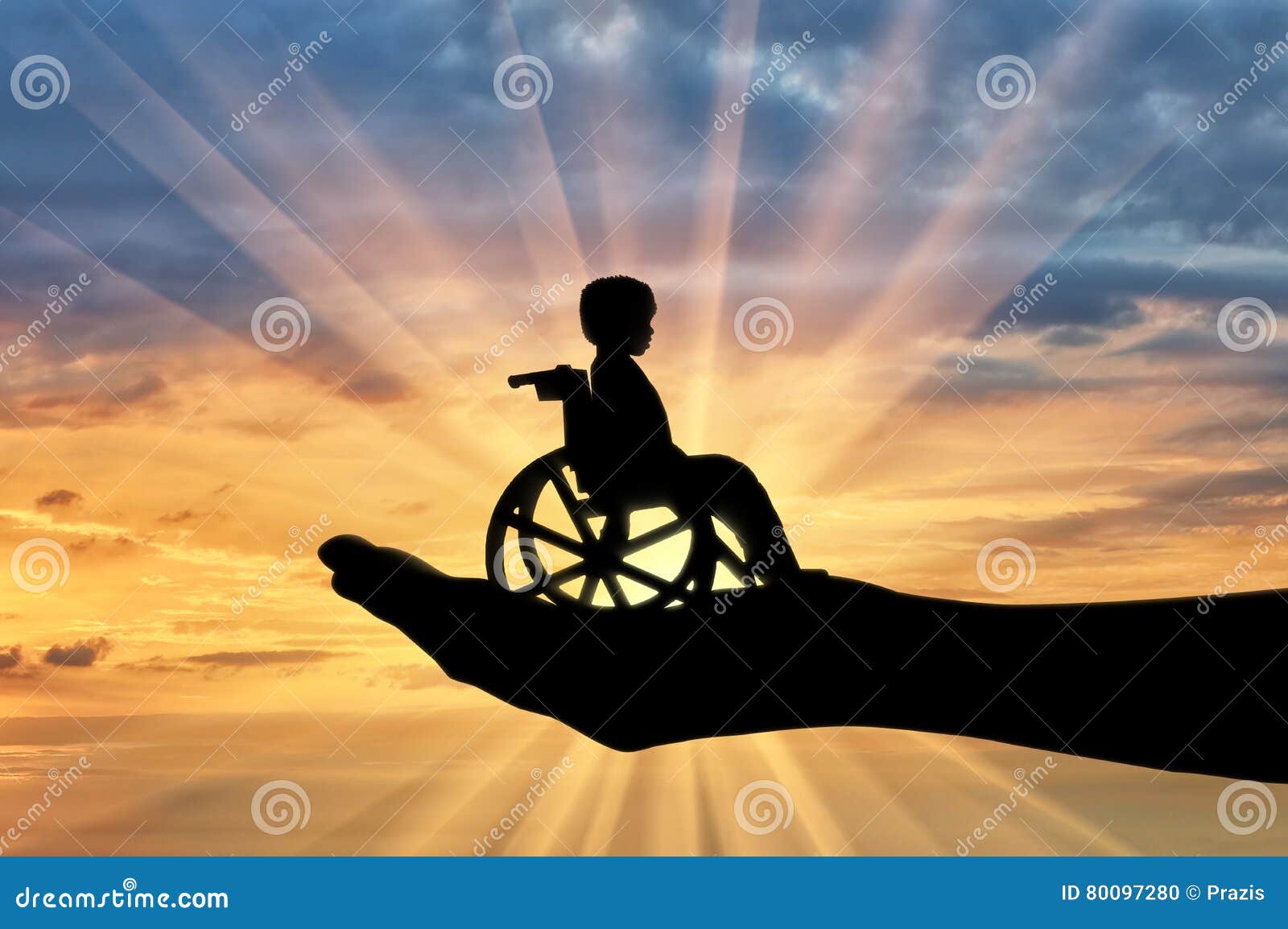 Behindertes Kind in Einem Rollstuhl in Der Hand Eines Mannes Stockfoto ...